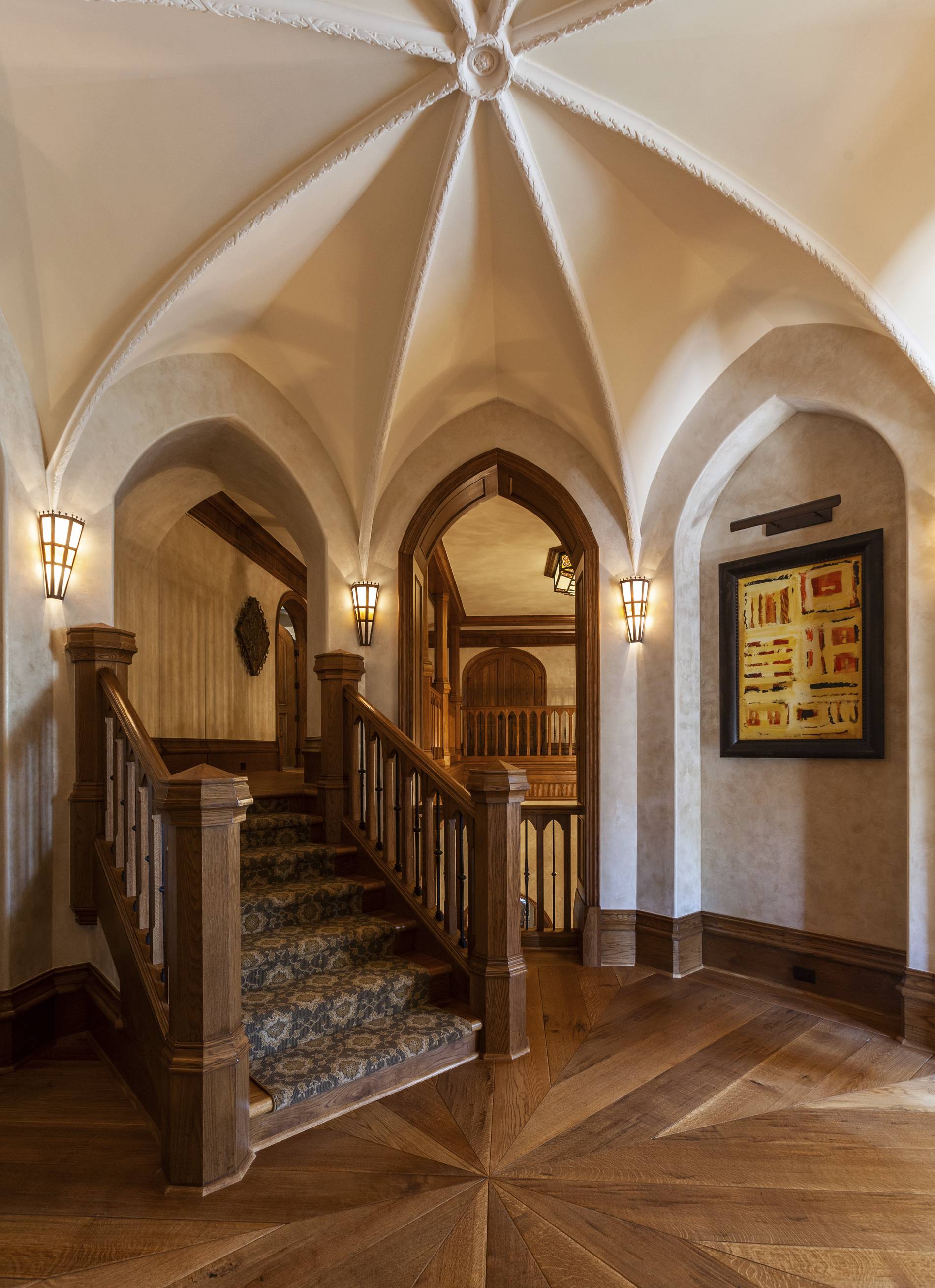 Luxurious River Oaks Estate: A Touch of English Countryside