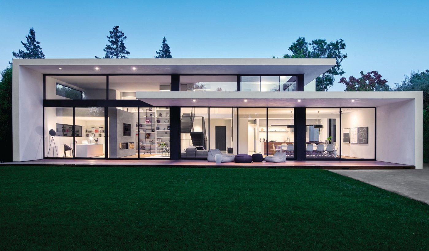 Minimalist Multigenerational Home by Mary Maydan in Palo Alto