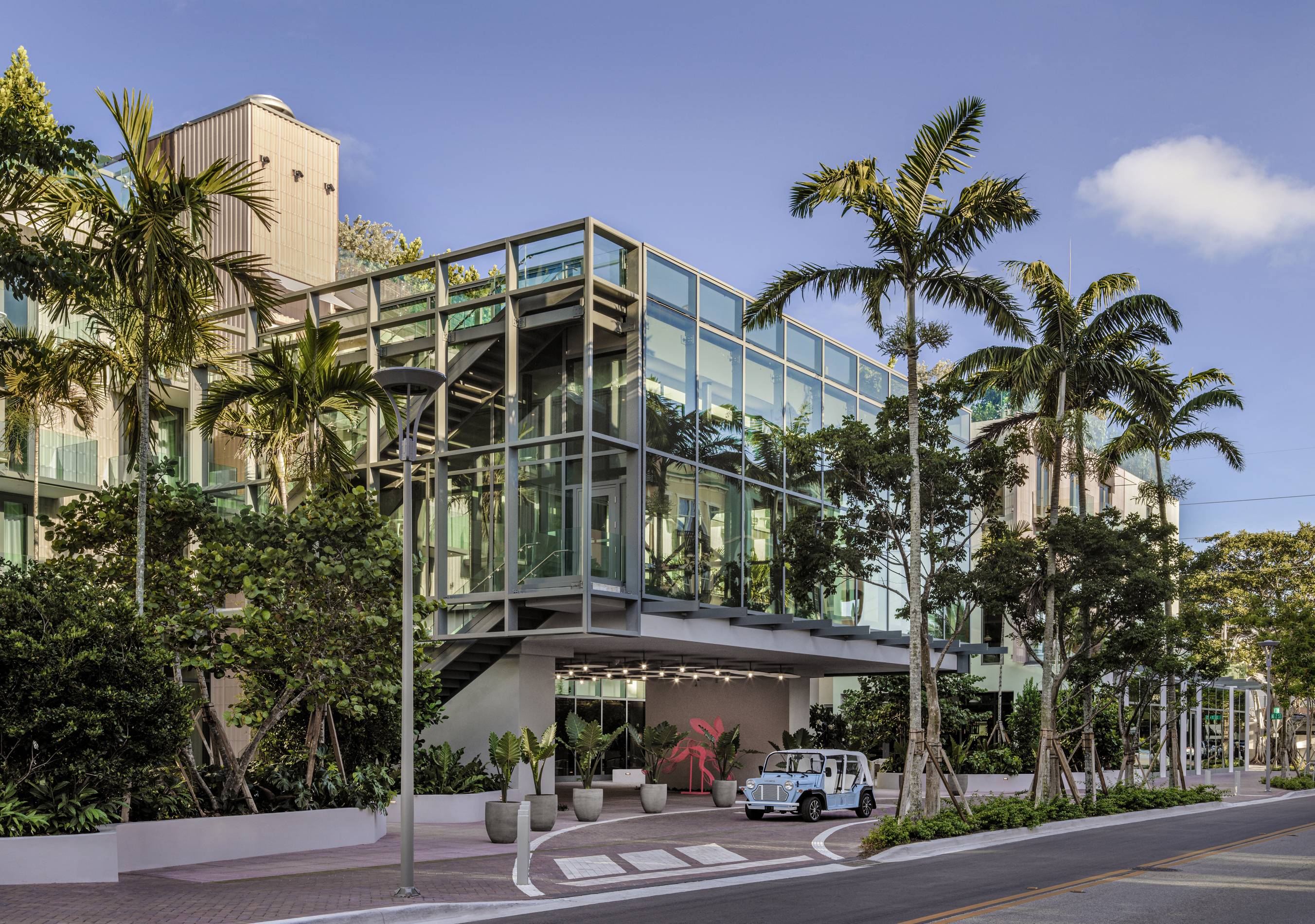 The Ray Hotel Delray Beach: A Luxurious Staycation Escape