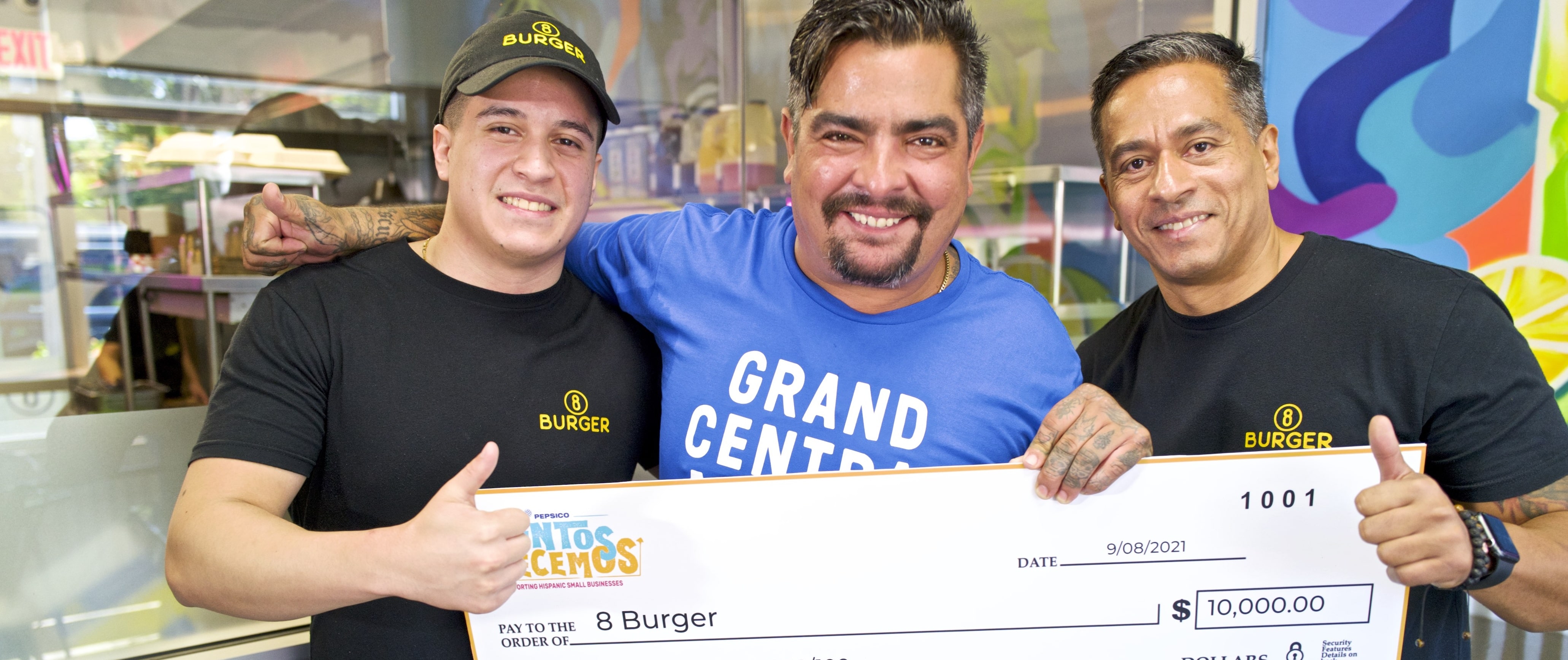 Celebrity Chef Aaron Sanchez Supports Miami's Burger 8