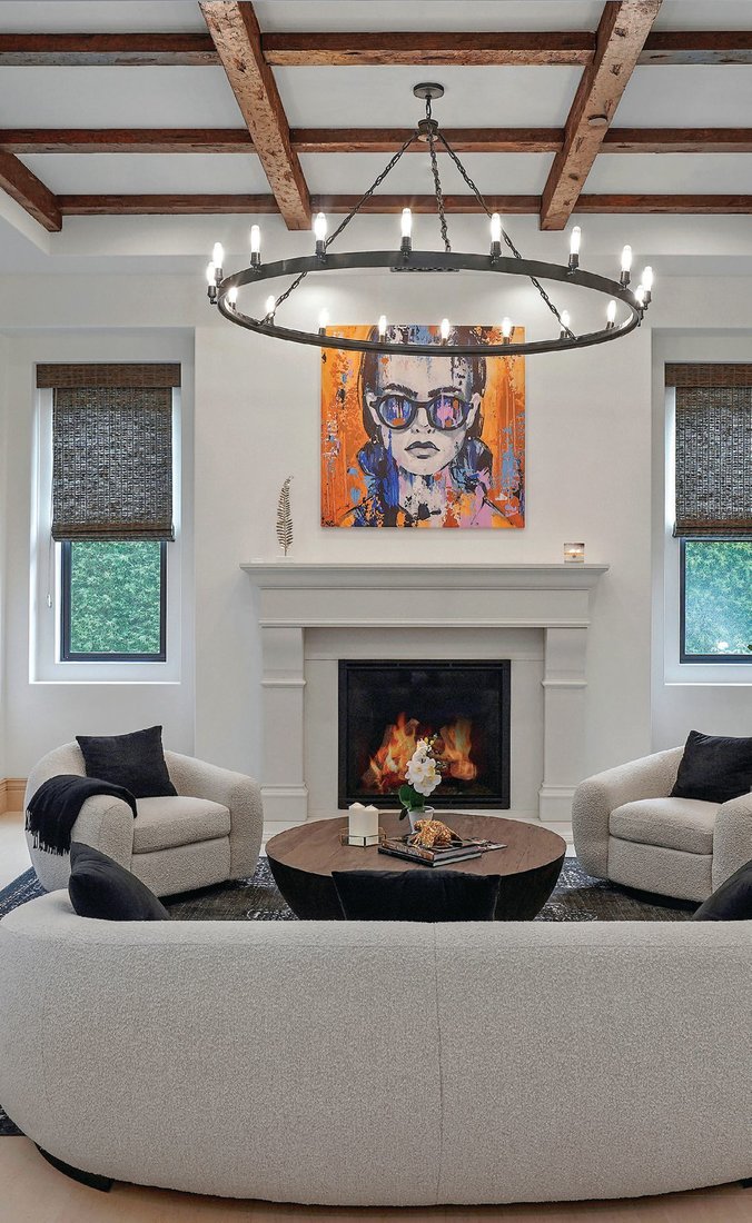 Explore 3 Luxurious Orange County Mansions on the Market