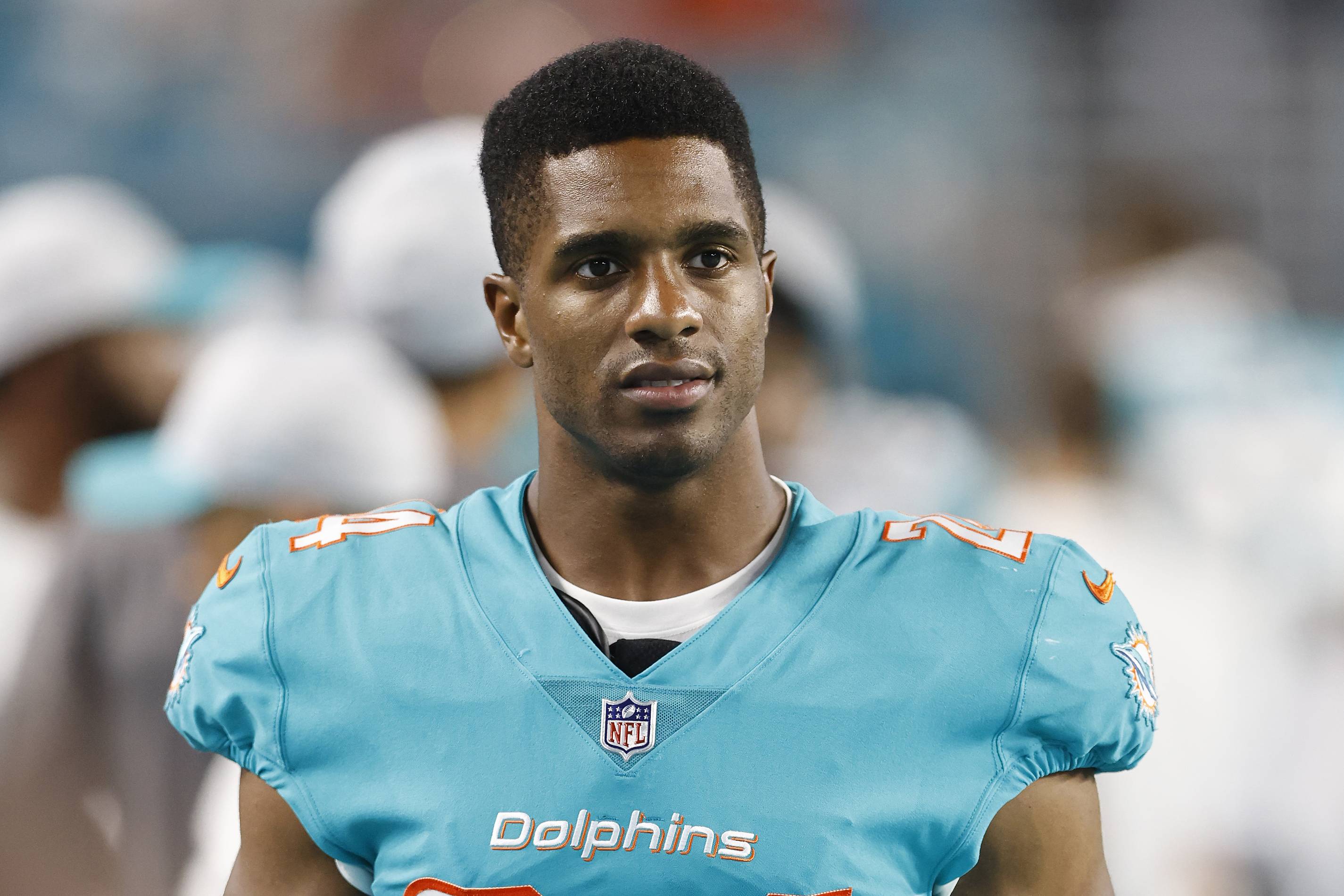Byron Jones: Miami Dolphins Star Who Values Learning