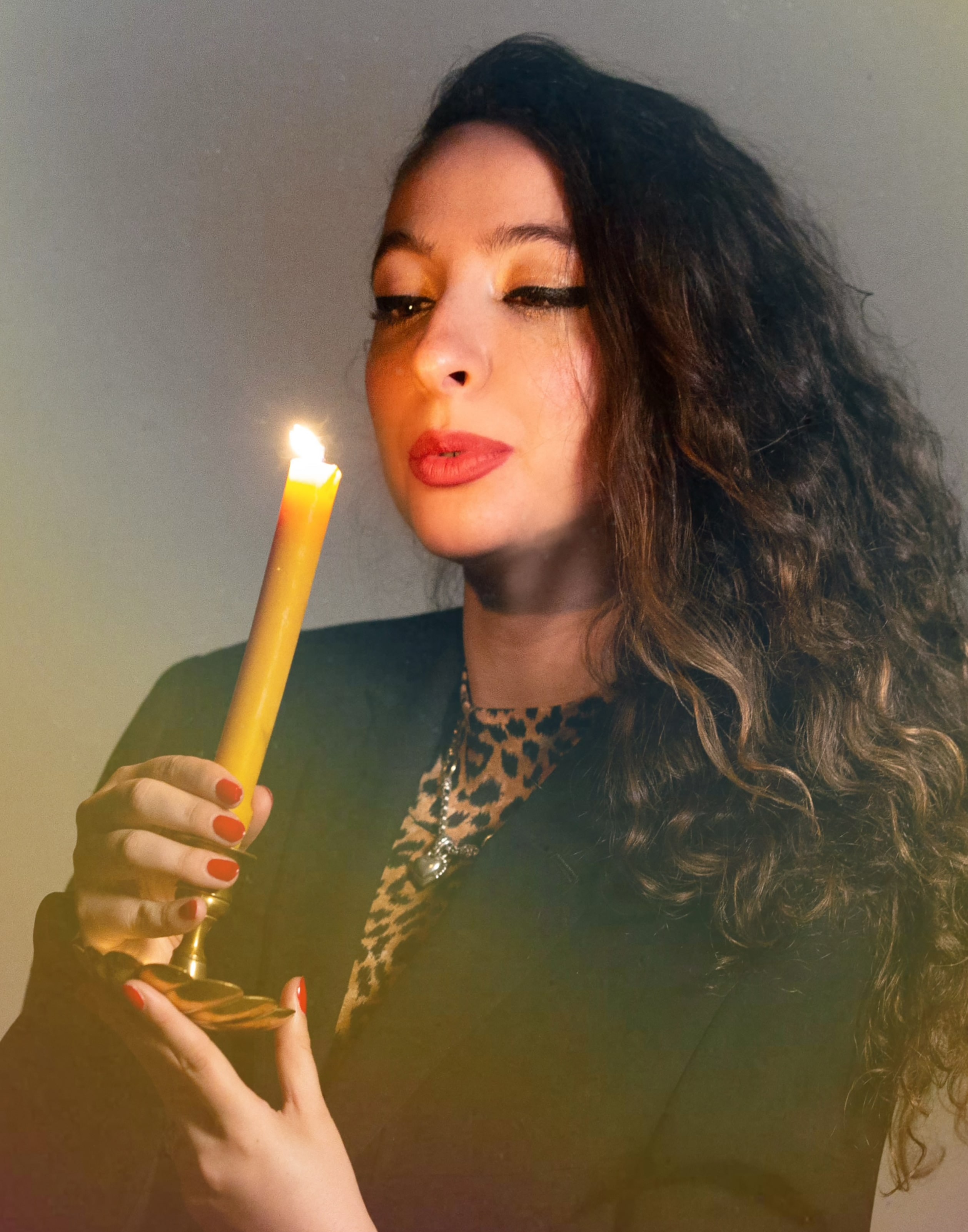 Discover Aliza Kelly's New Astrology & Manifestation Guide