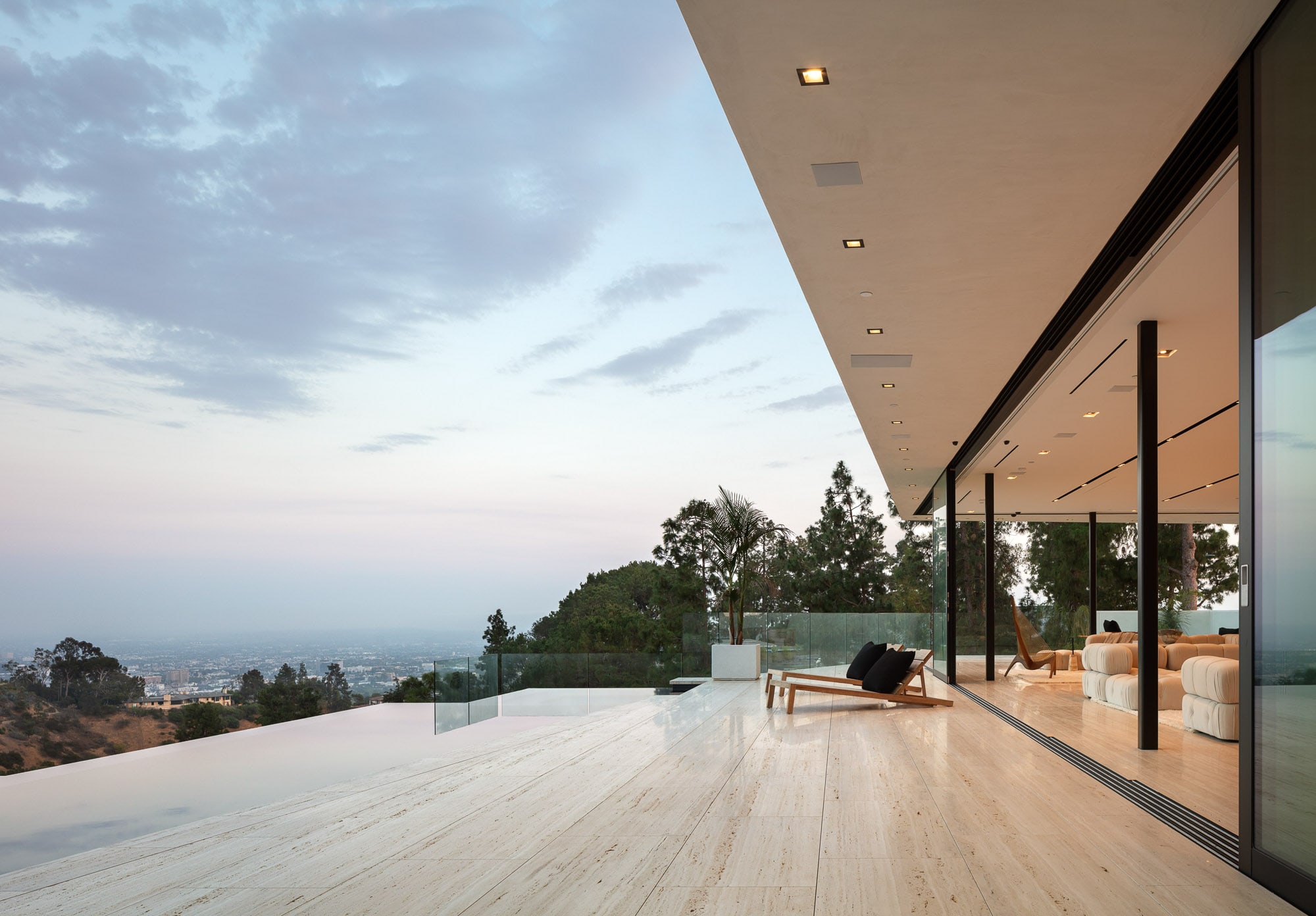 Sleek $32M Slat House for Sale in Beverly Hills | Virtual Tour