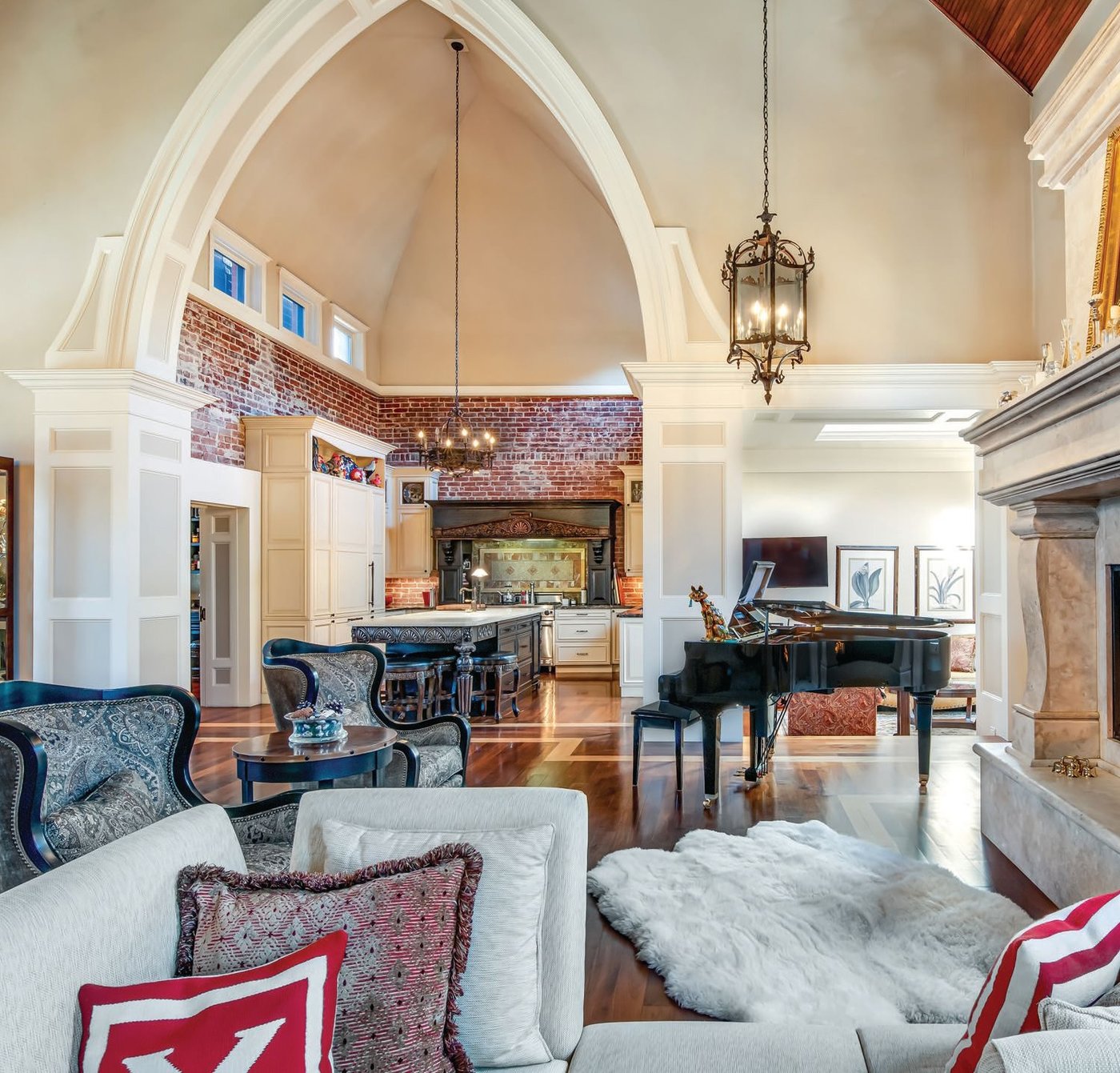 Luxury Homes for Serene Escapes in Colorado