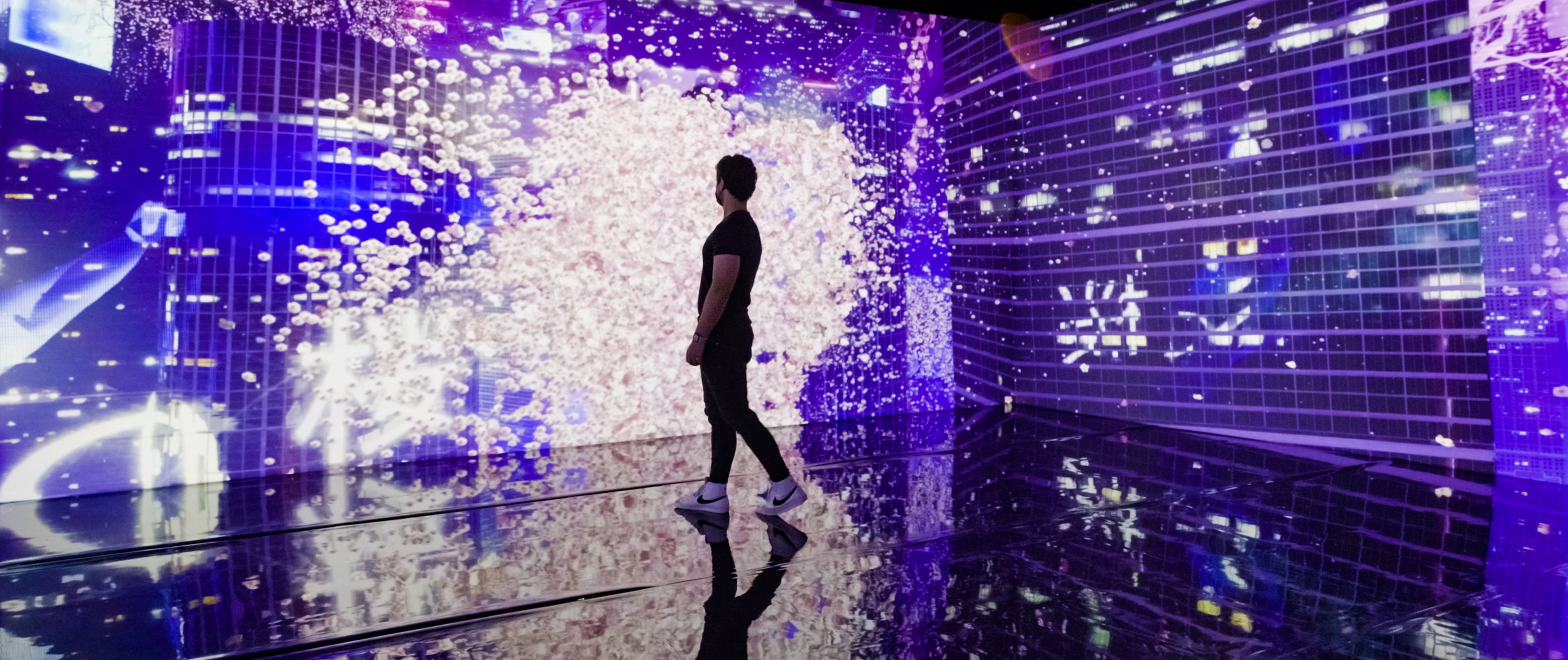 ARTECHOUSE Miami: Explore Renewal 2121 Exhibition