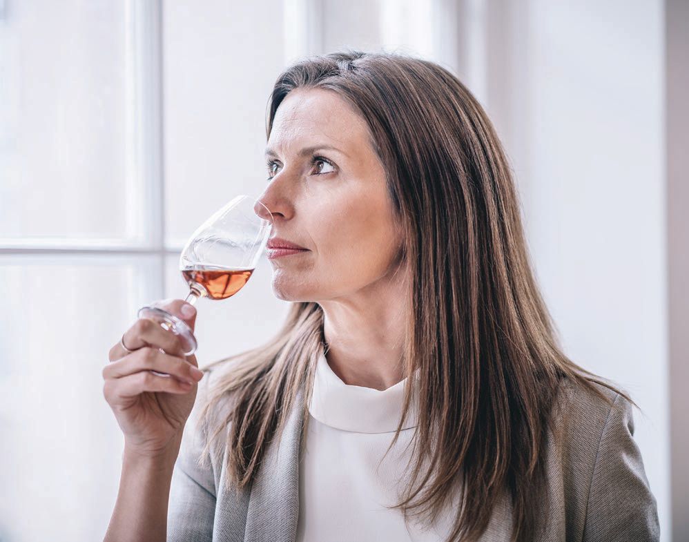 The Macallan Fine Rare 1990: A Perfectly Aged Whisky
