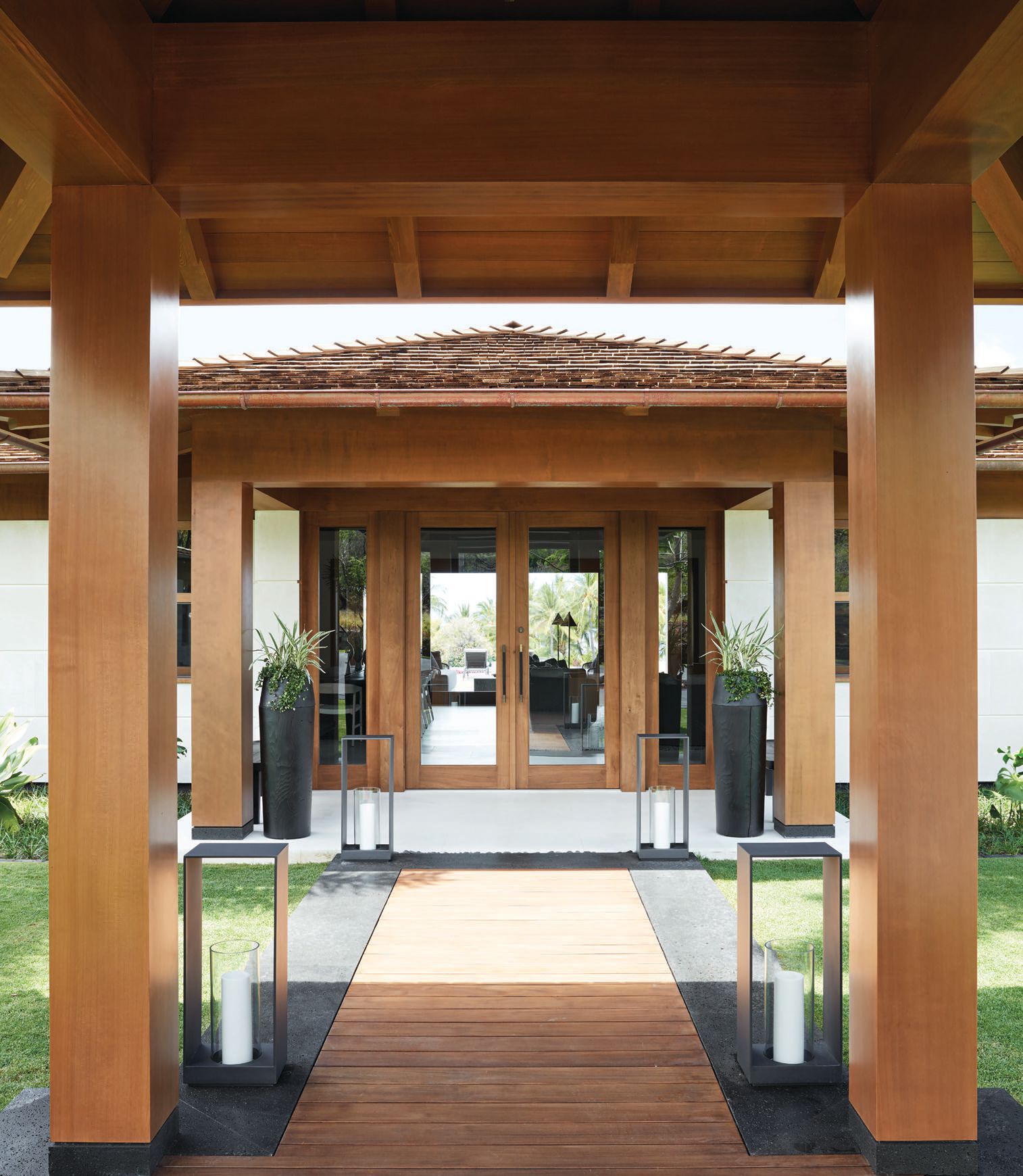 Luxury Maui Estate: Organic Modern Meets Hawaiian Design