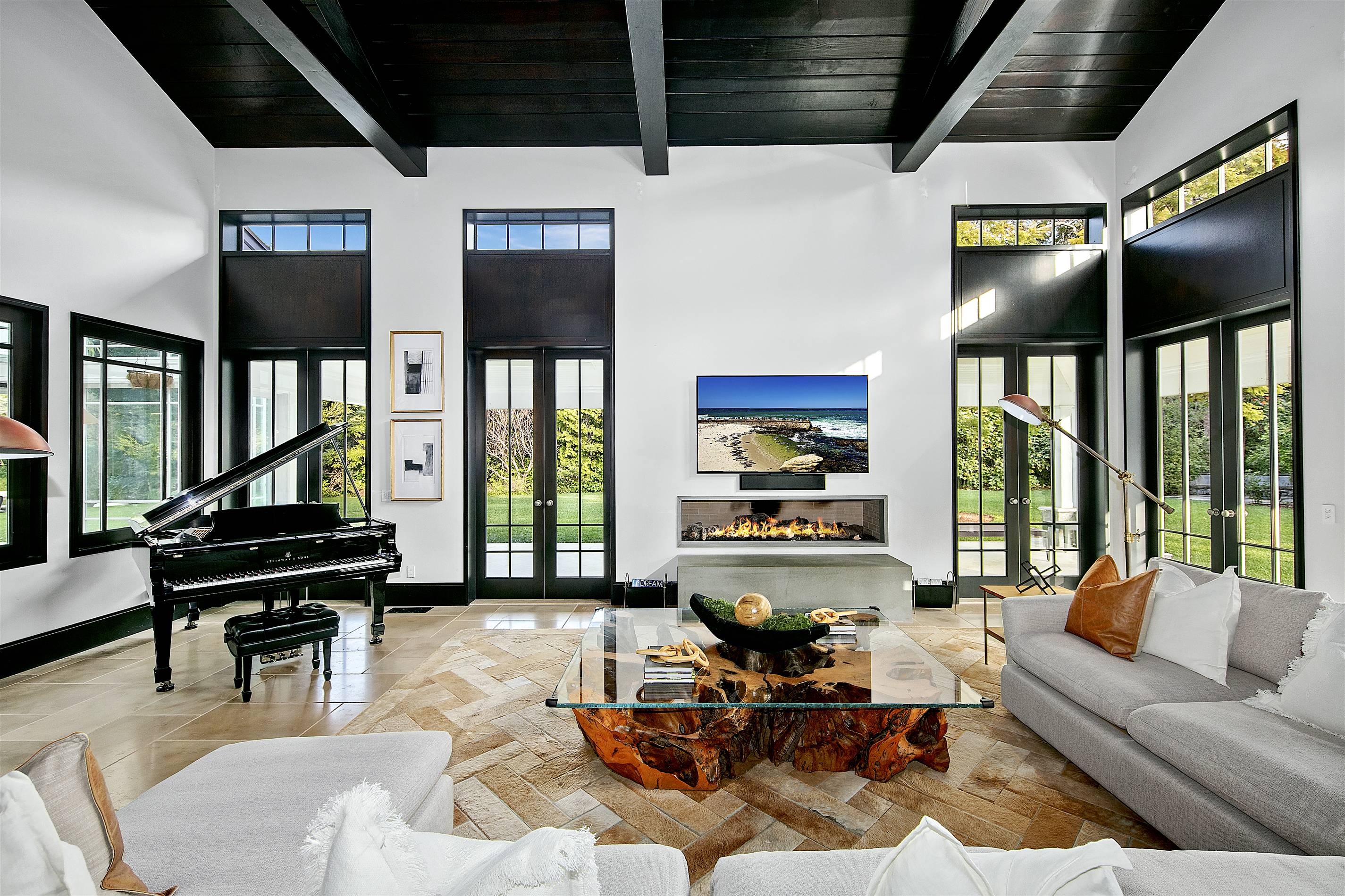 Luxurious La Jolla Estate: Your Dream Home Awaits