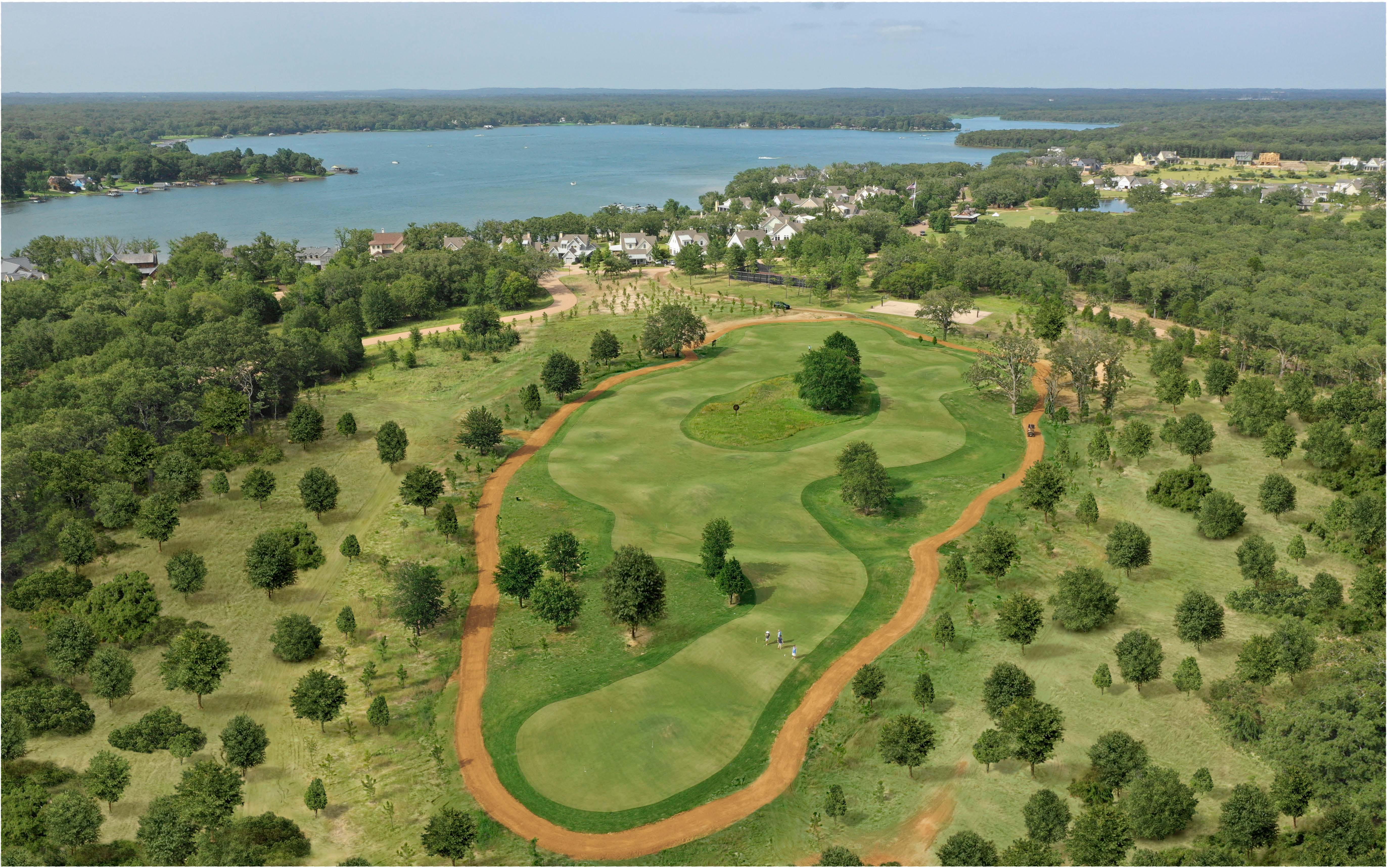 Discover Long Cove: Your Lakefront Community Retreat