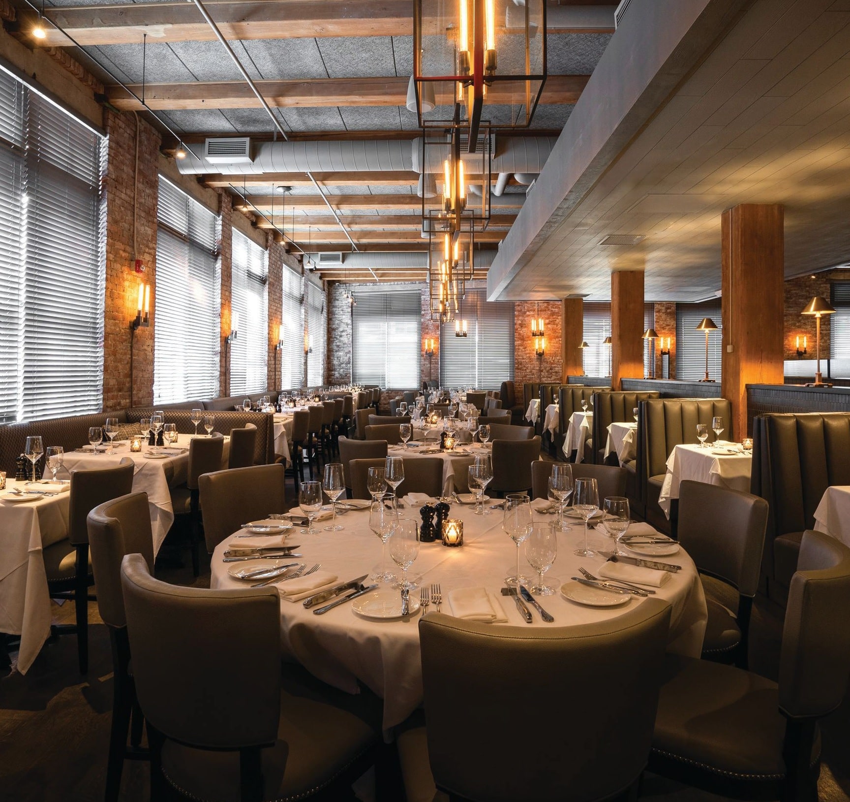 Mooo... Seaport: A Luxurious Steakhouse Experience