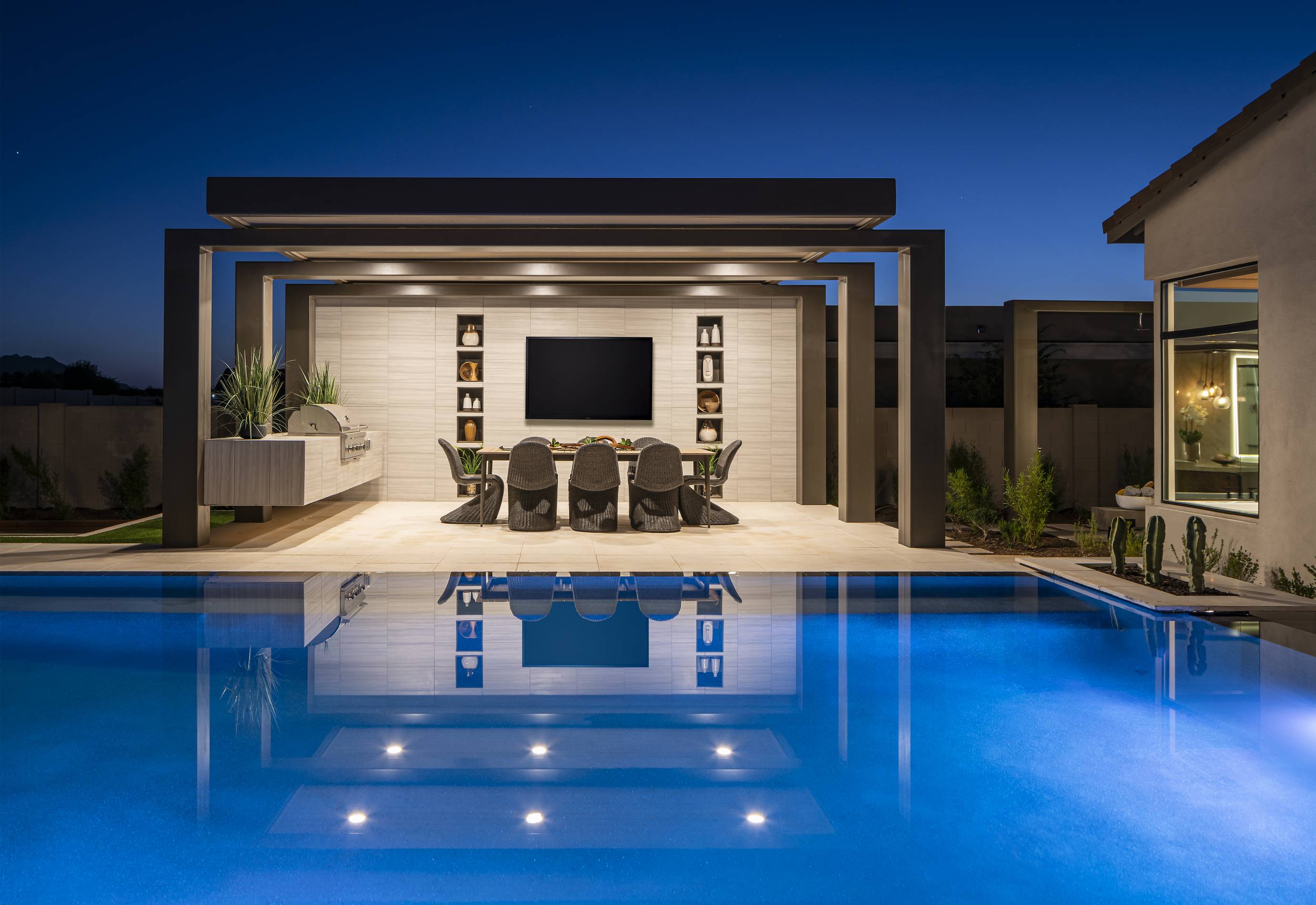 Luxury Minimalist Landscape Design in Queen Creek