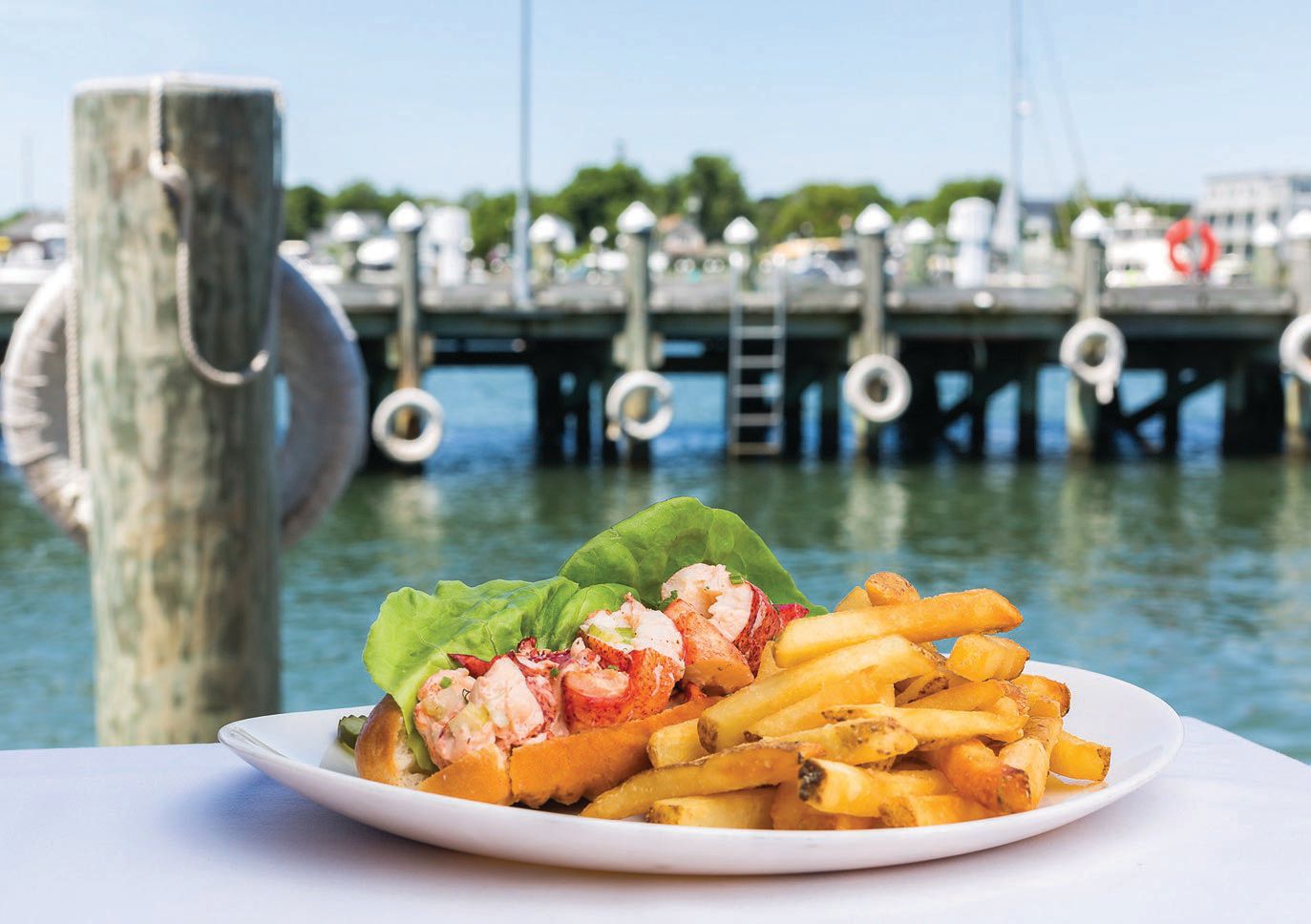 Top Dock & Dine Spots in Hamptons: Sail, Savor, Sunset