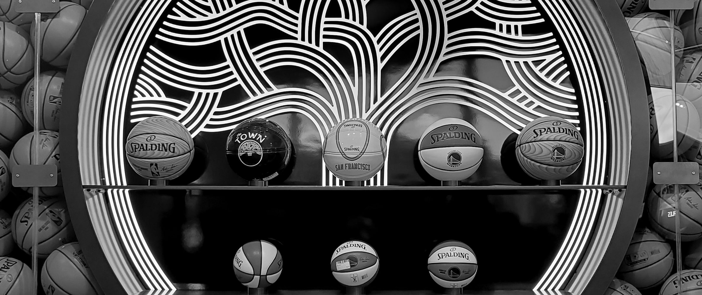 NBA Opening Tip-off Night: A Star-Studded Festival