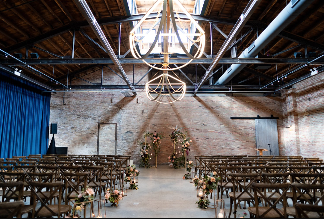 Discover Chicago's West Loop Wedding Walk - Feb 5th, 2023