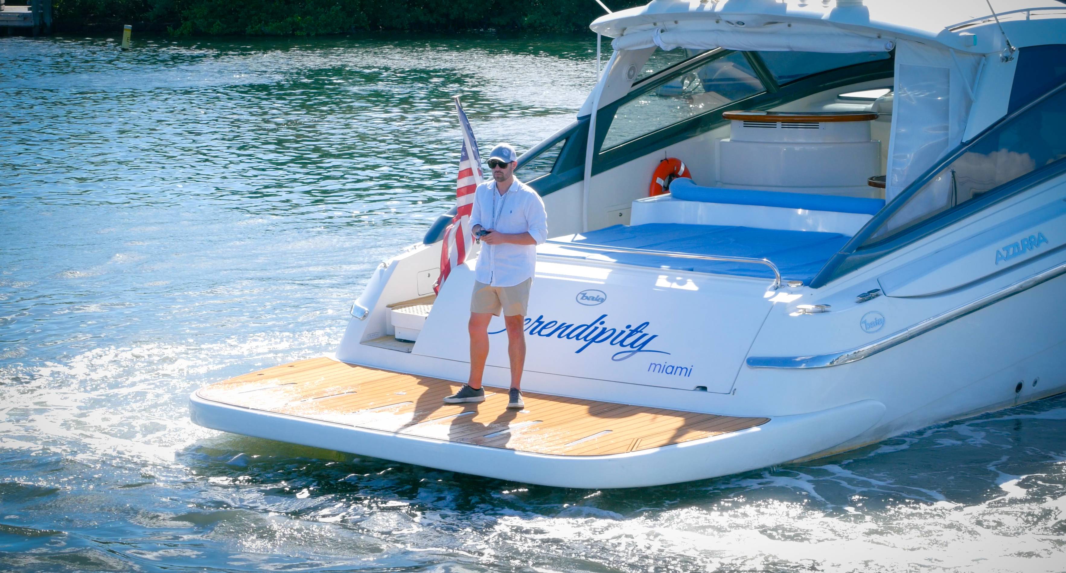 Yacht Controller Maximo & Supremo Launch at Miami Boat Show