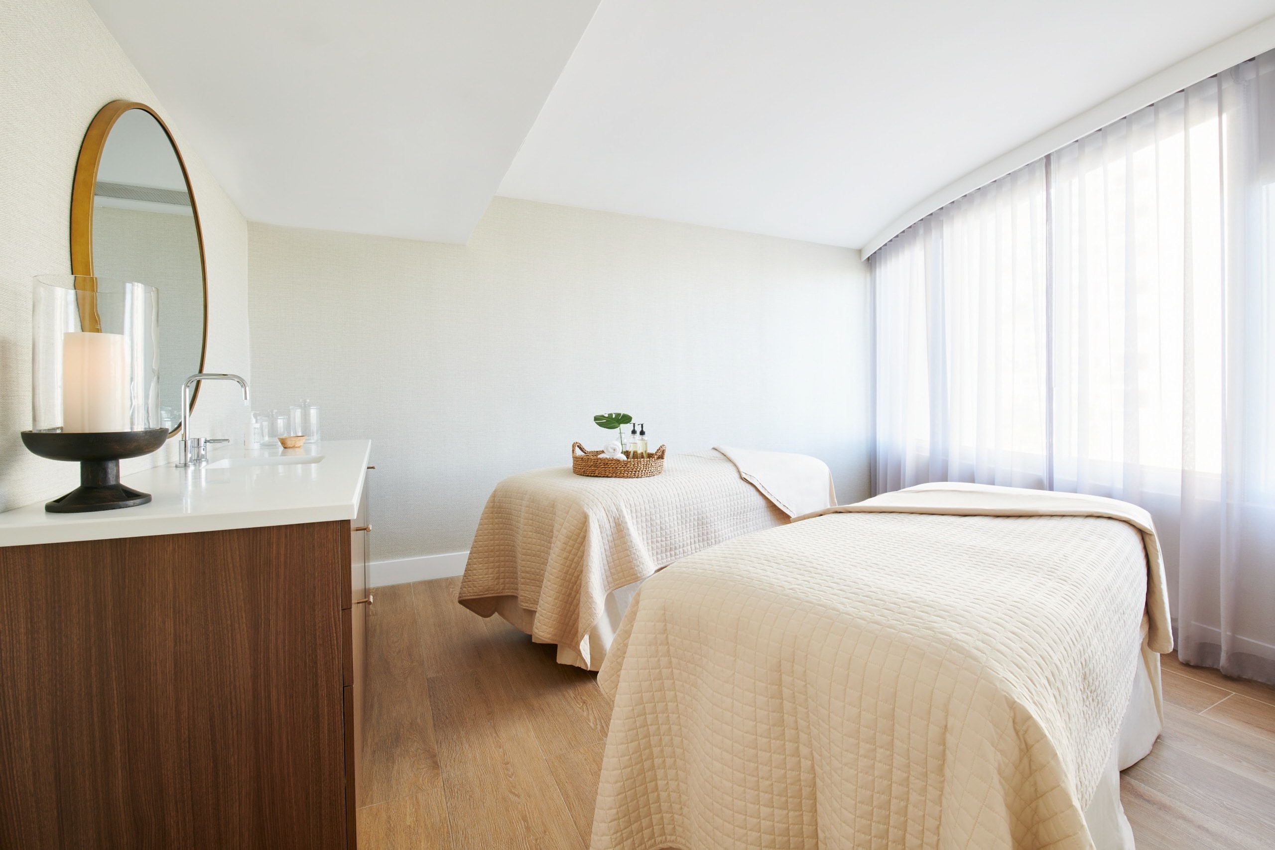 Romantic Spa Getaways for Couples in South Florida