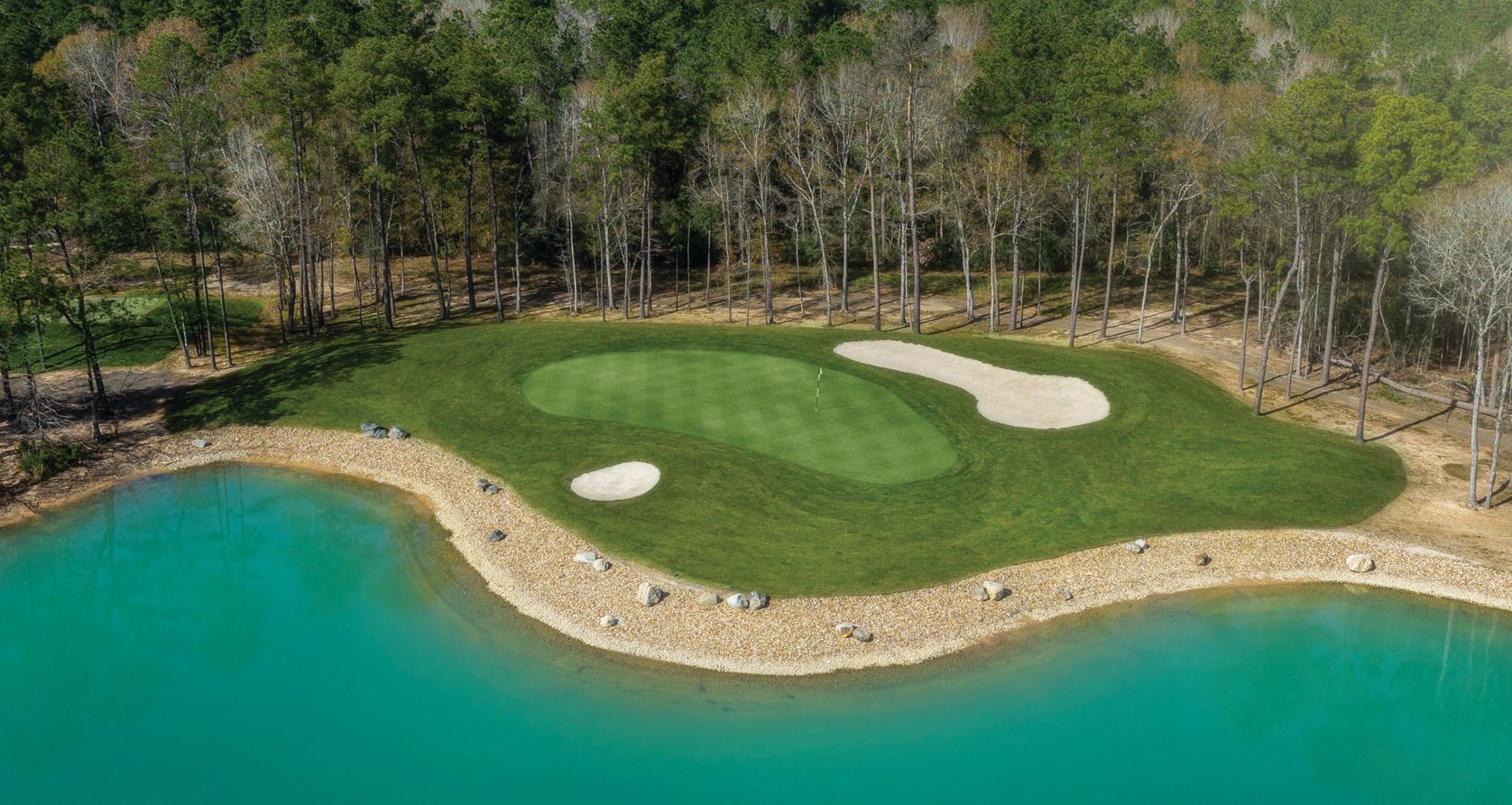 Highland Pines Golf Club: Houston's Premier Golf Experience