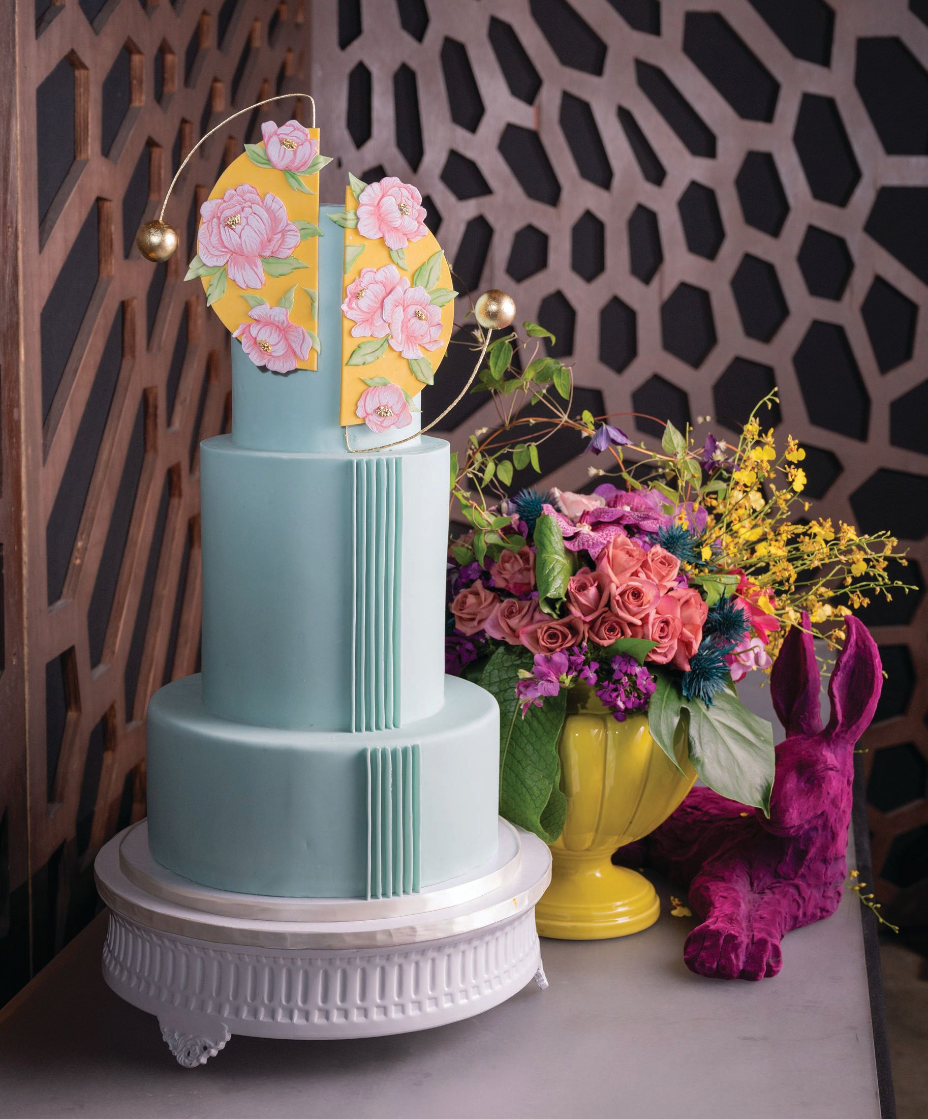 Vibrant Wedding Cakes of 2023: Bold Colors & Unique Designs