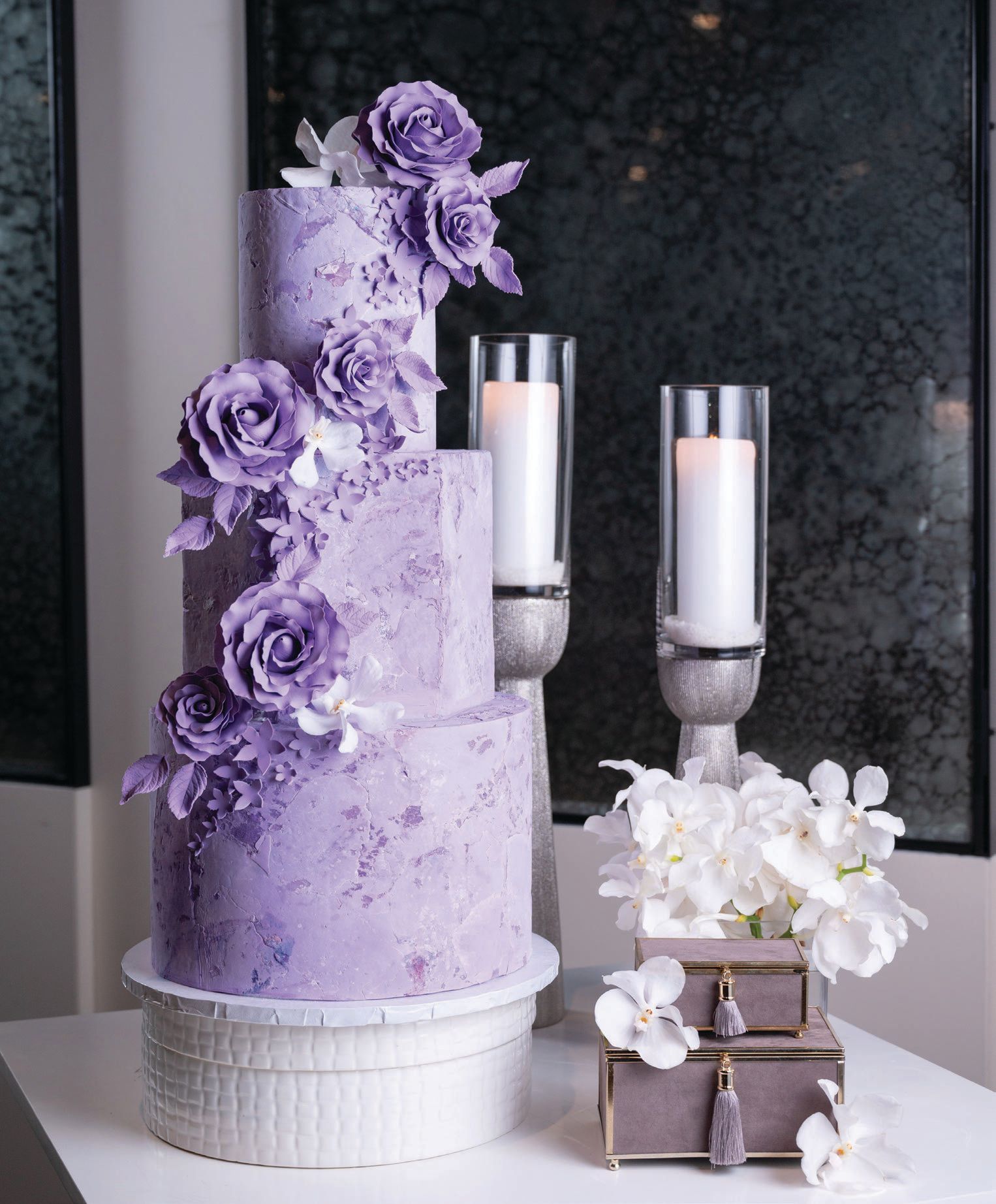 Vibrant Wedding Cakes of 2023: Bold Colors & Unique Designs