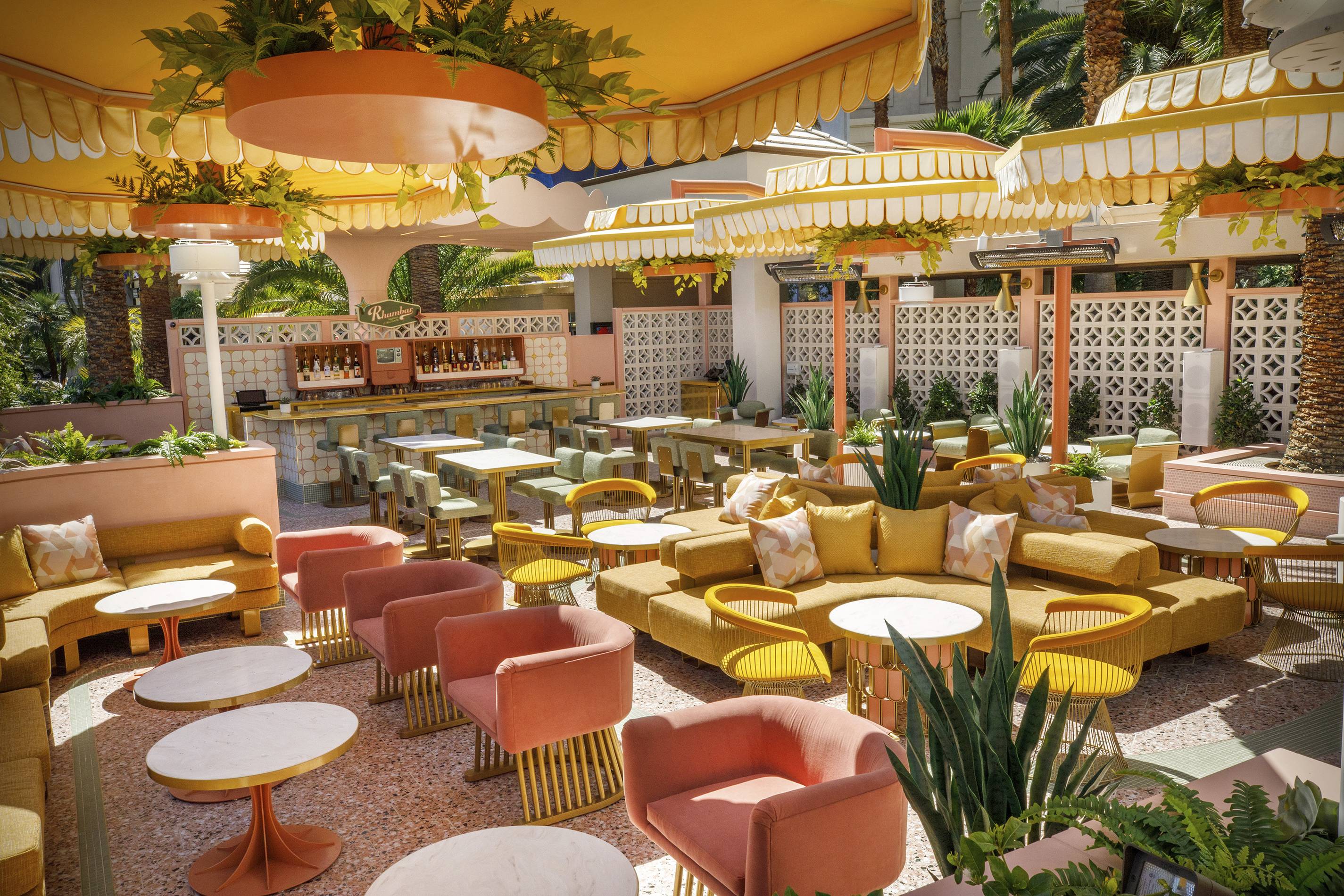 Experience the Best Outdoor Bars in Las Vegas