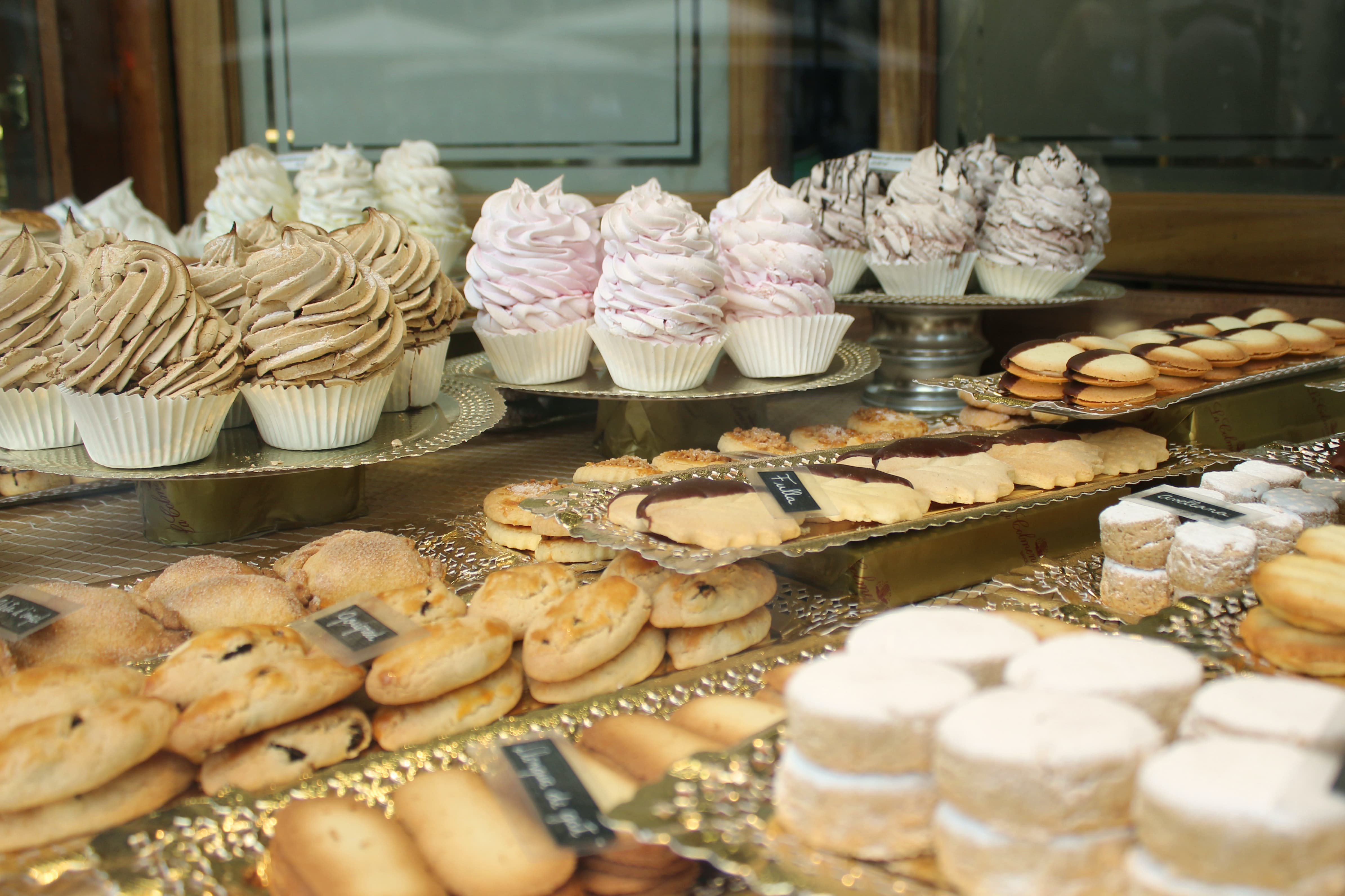 Discover the Top 9 Must-Visit Bakeries in the Hamptons