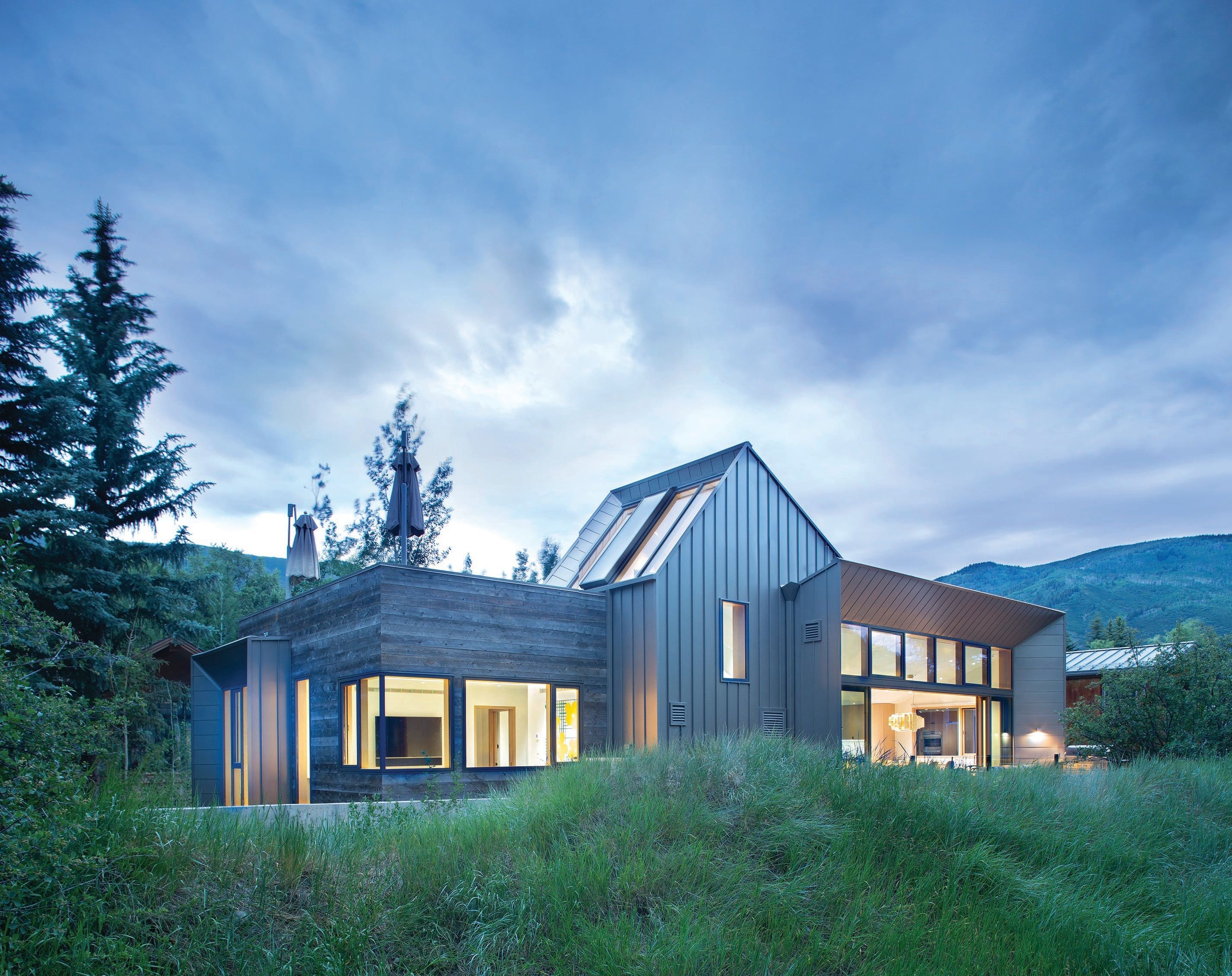 Aspen's Contemporary Architecture: Harmonizing Nature & Design