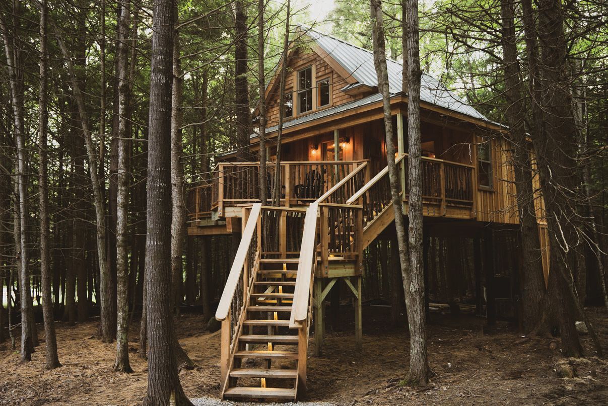 Treehouse Getaway in Norway, Maine: Nature's Serenity