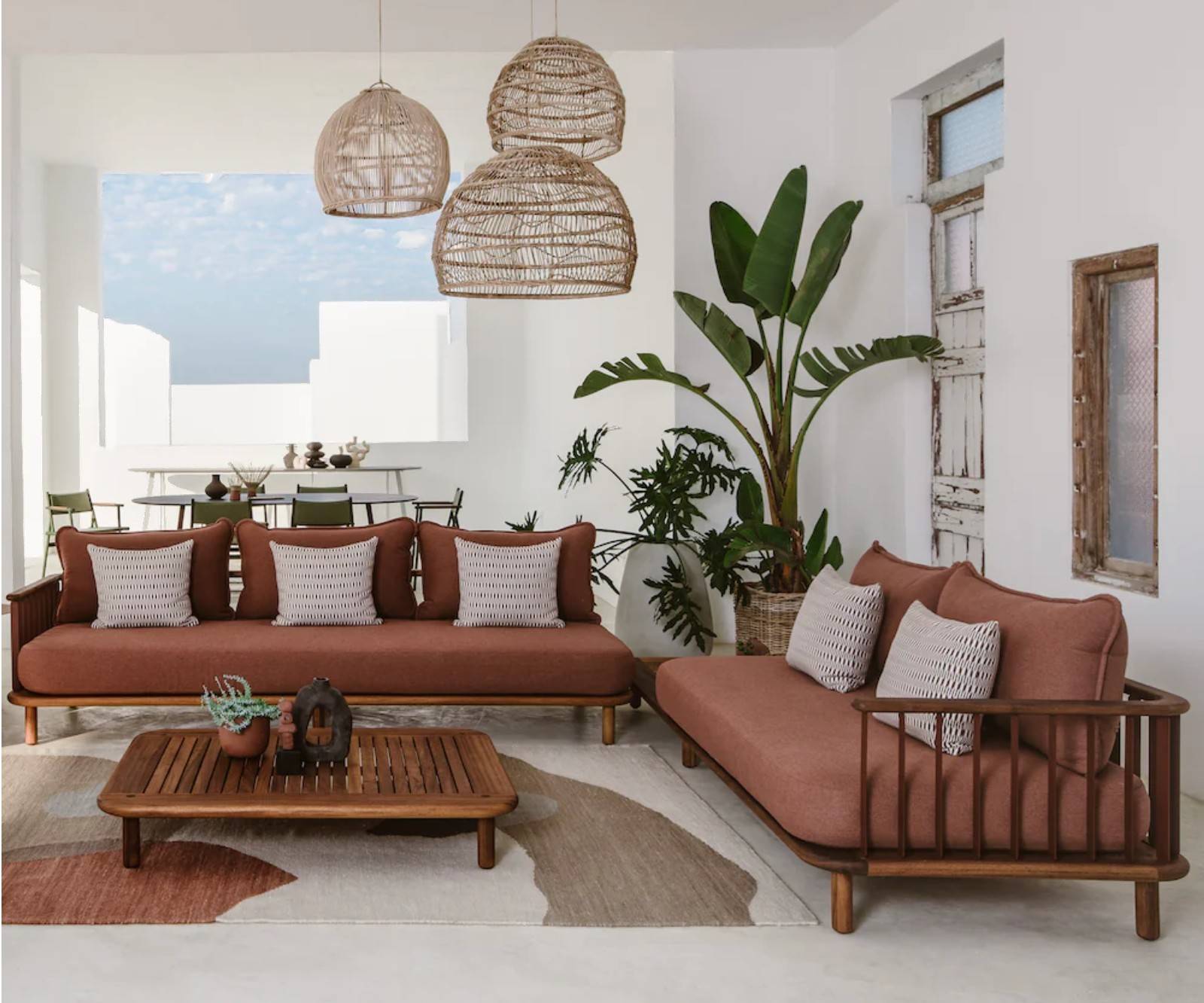 Outdoor Couches That Elevate Your Summer Experience
