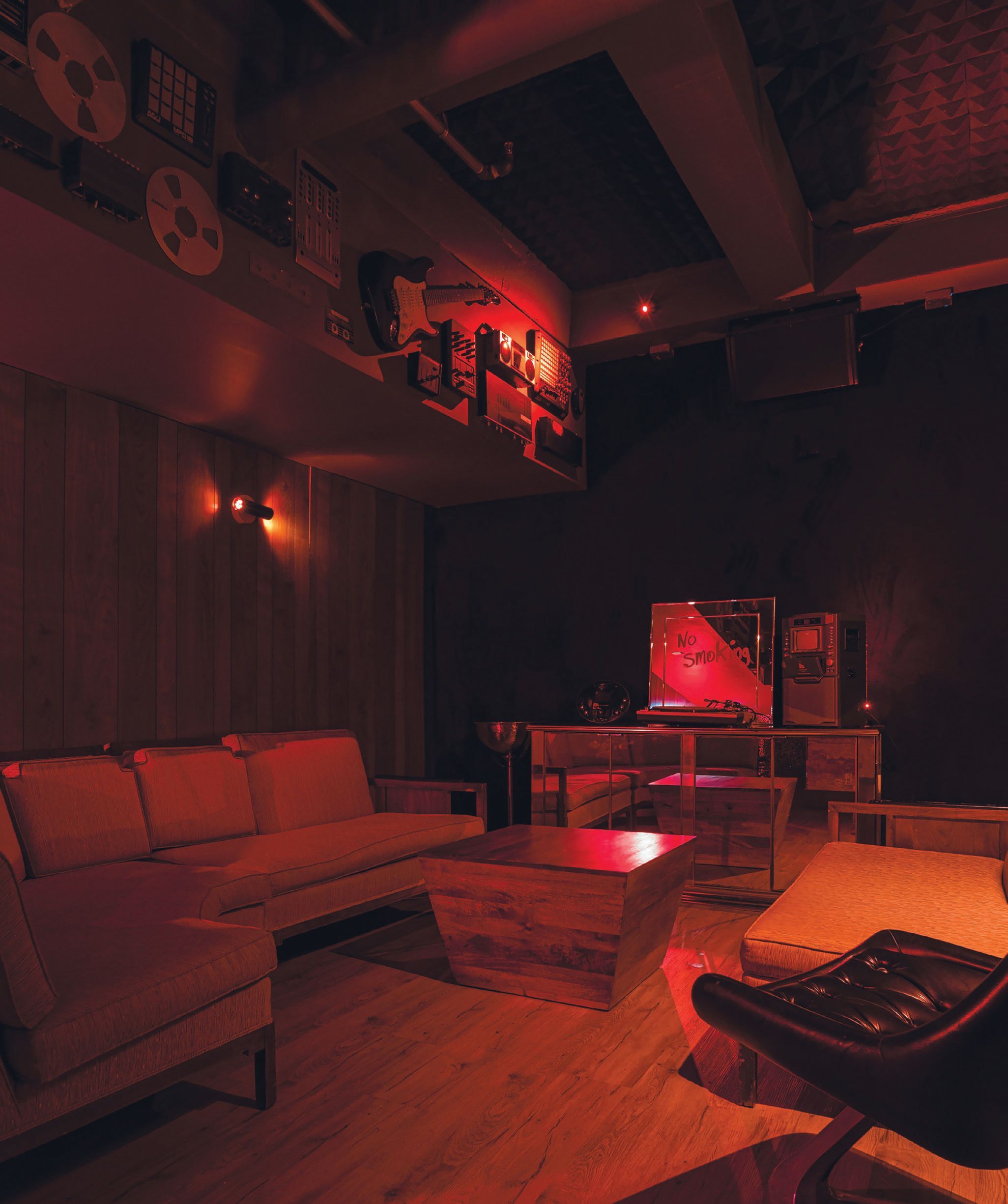 Miami's Jolene Sound Room: 70s Disco Vibes Revived