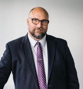 René Morales' Chicago: Dining, Dive Bars, and Art Highlights