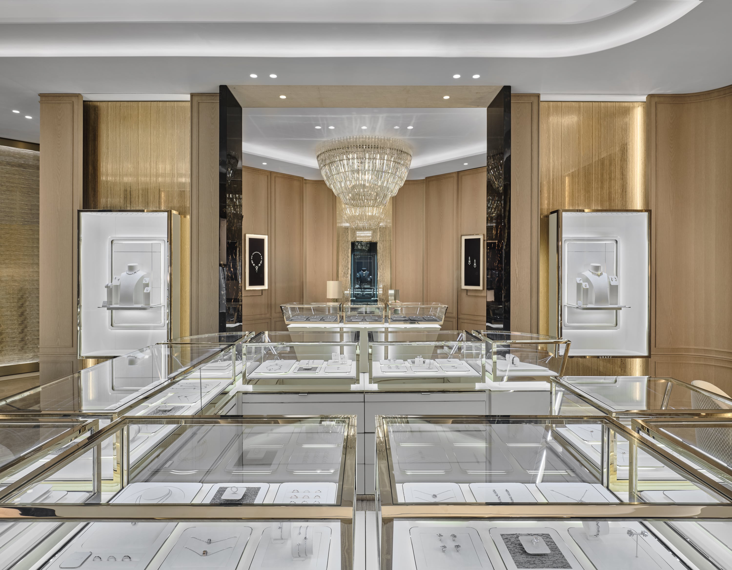 Discover Graff's Exquisite Jewelry at South Coast Plaza