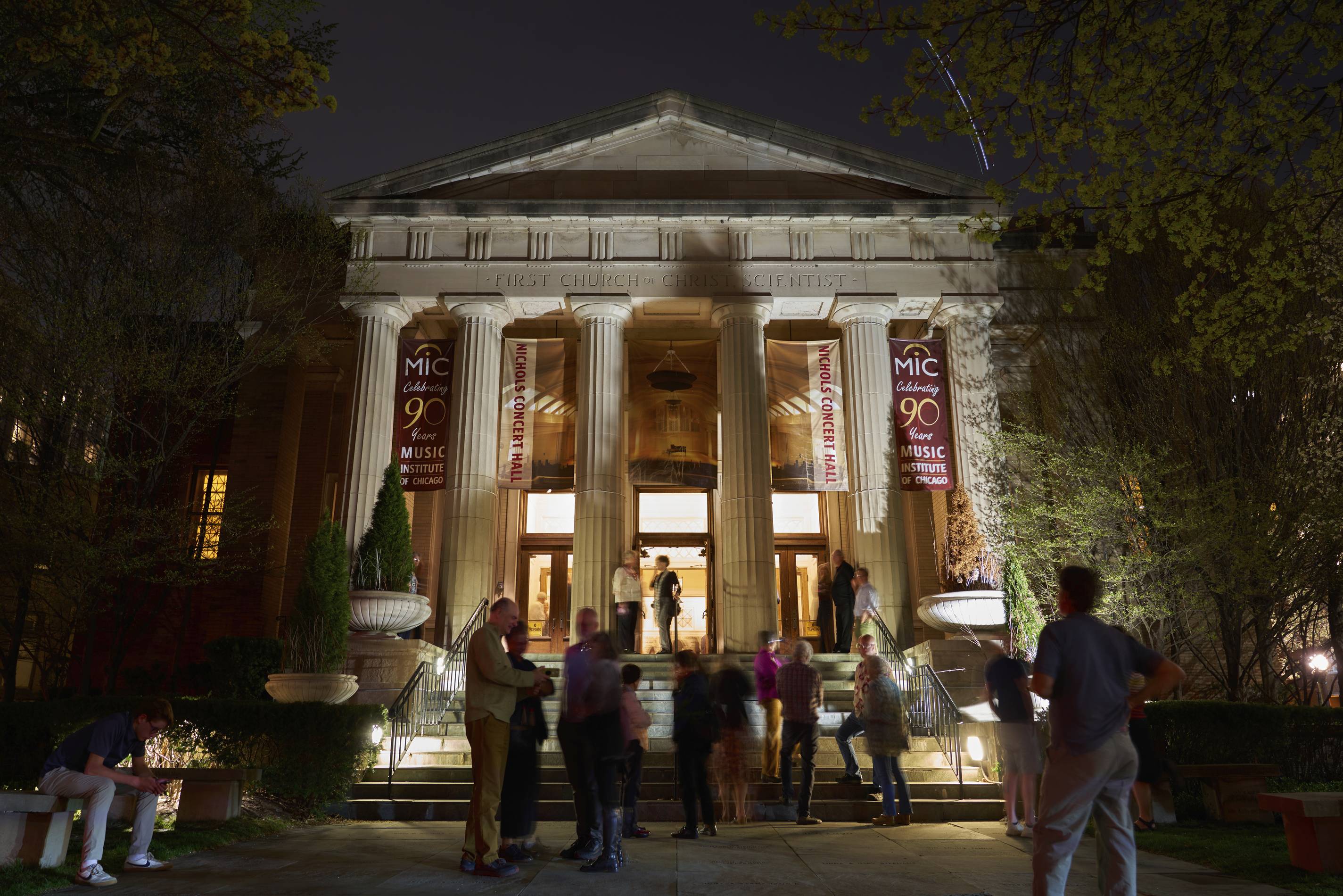 Evanston Travel: Top Dining, Shopping & Cultural Spots