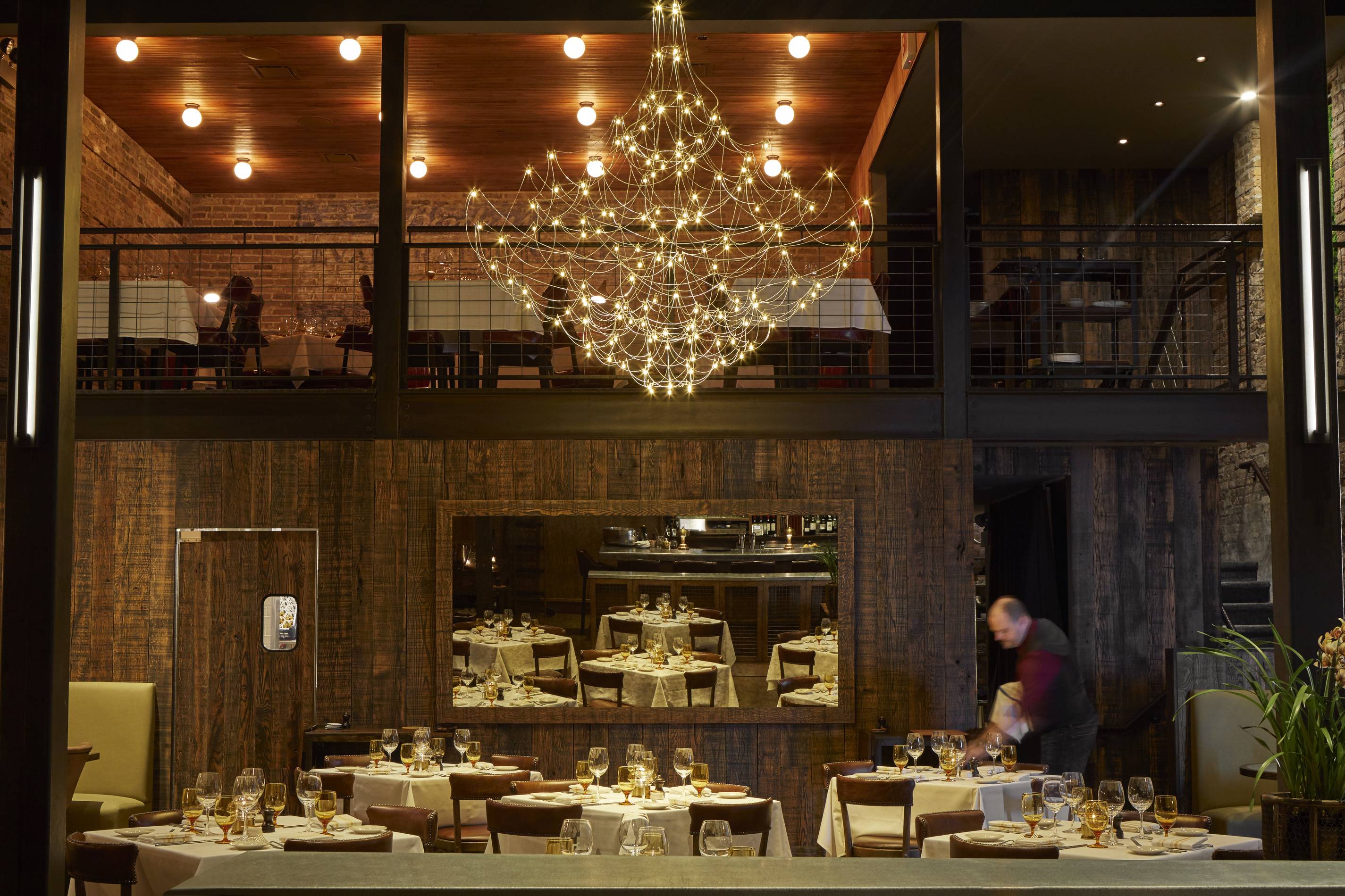 Discover Evanston: Top Dining, Shopping & Attractions