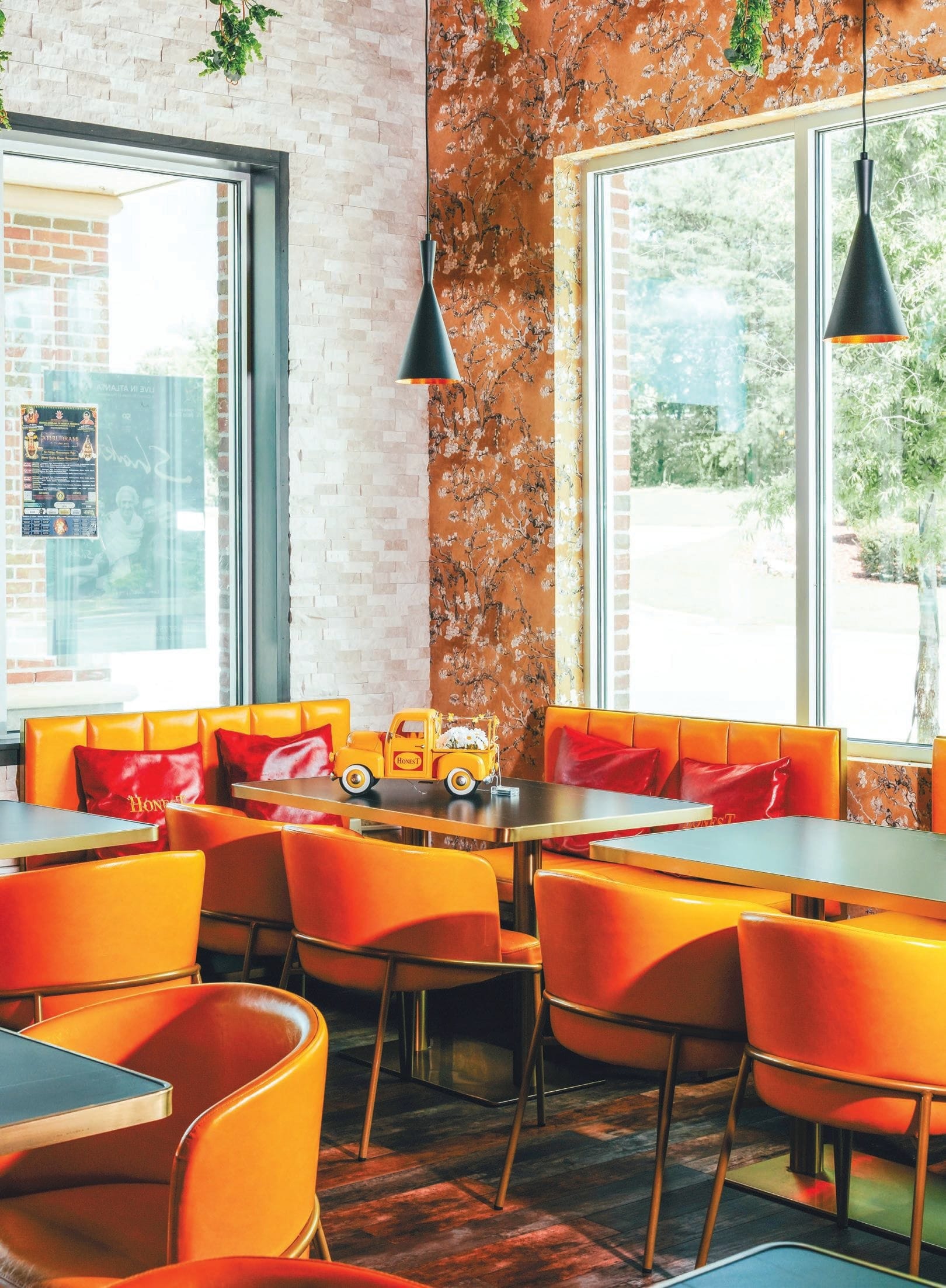 Honest Foods: Designing Unique Restaurant Spaces