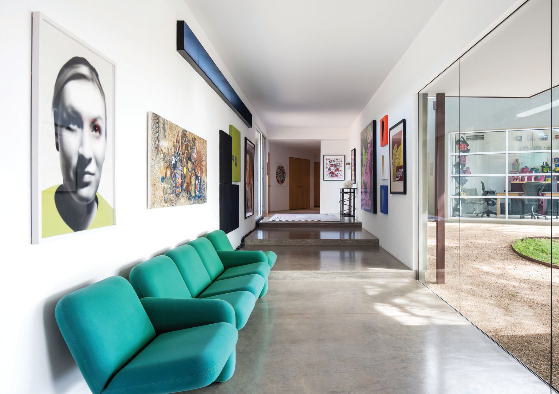 Elevate Your Art Collection: Advise and Curate in Scottsdale