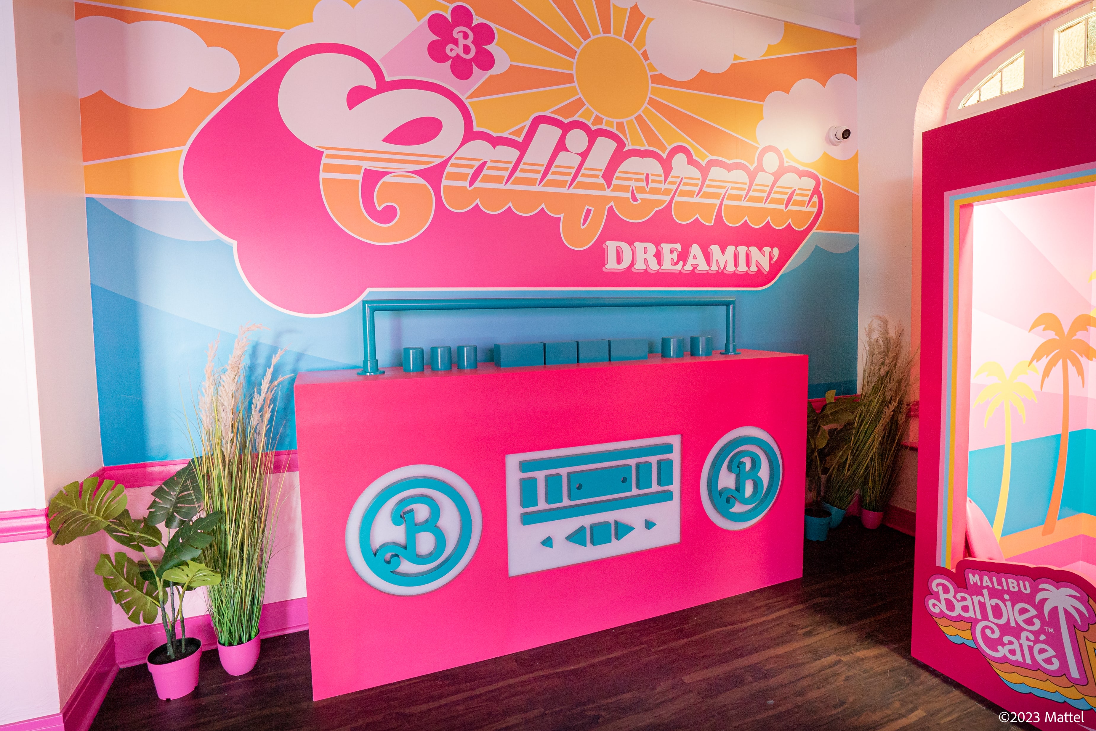 Malibu Barbie Café Opens in Miami: A Pink Paradise!