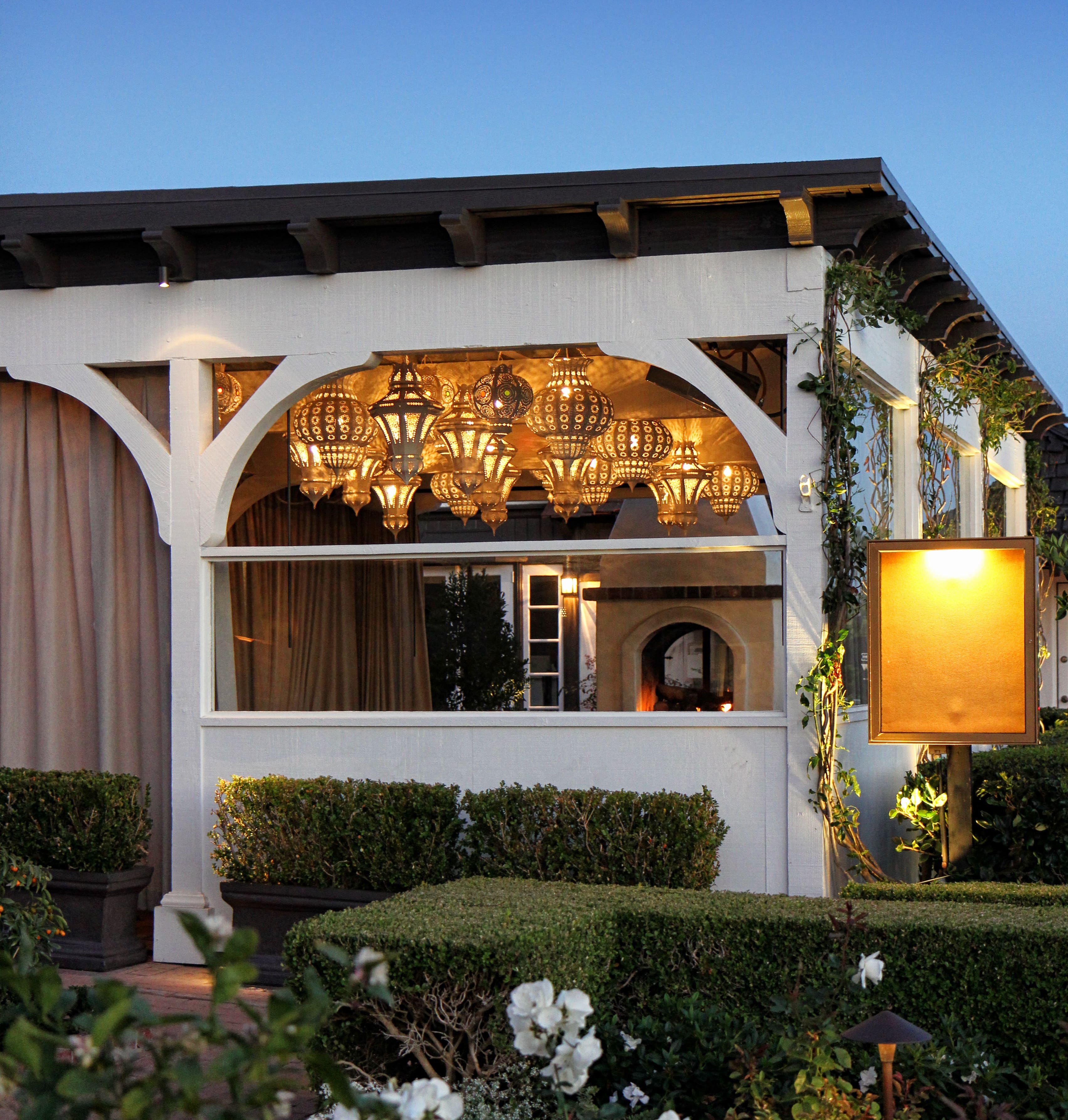 Top 10 Romantic Restaurants in Orange County for Date Nights