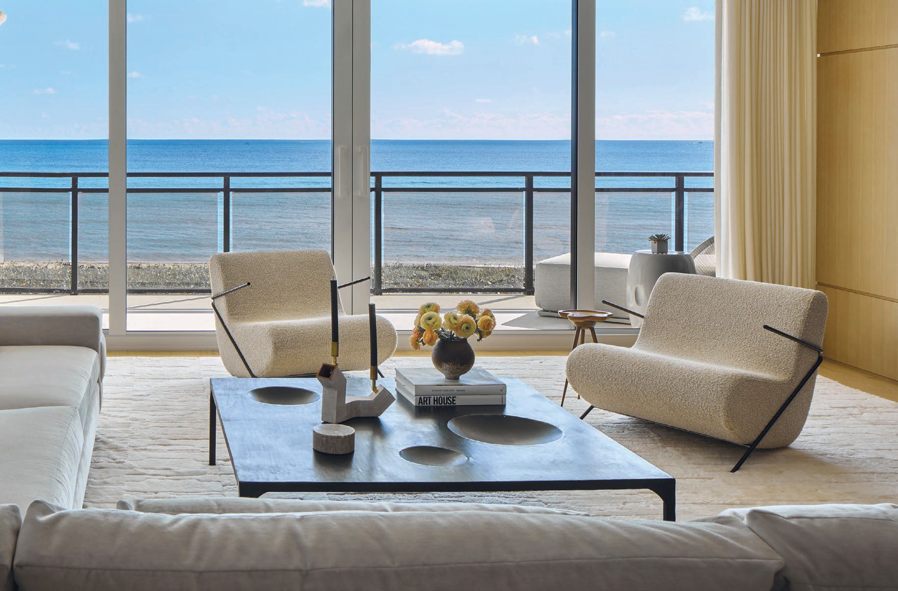 Bespoke Oceanfront Apartment Design in Palm Beach