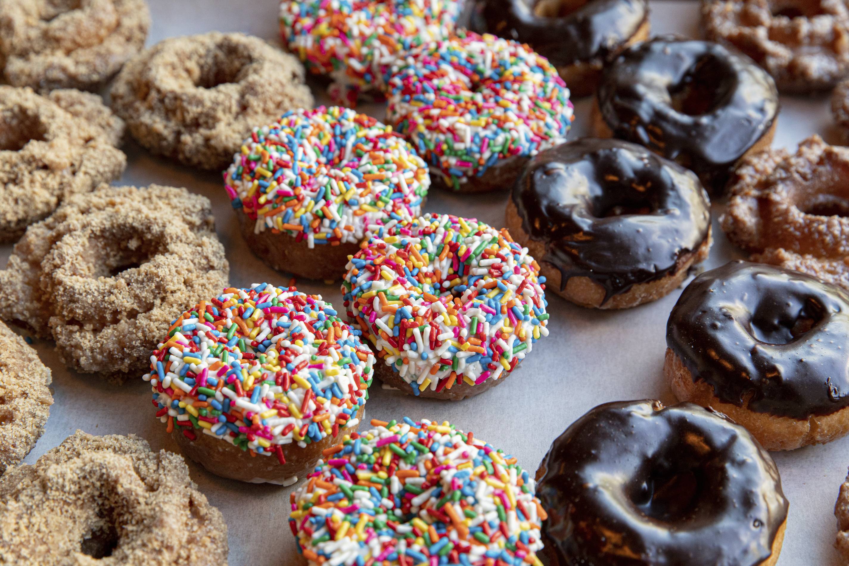 Discover Chicago's Top 9 Donut Shops for Ultimate Sweet Indulgence