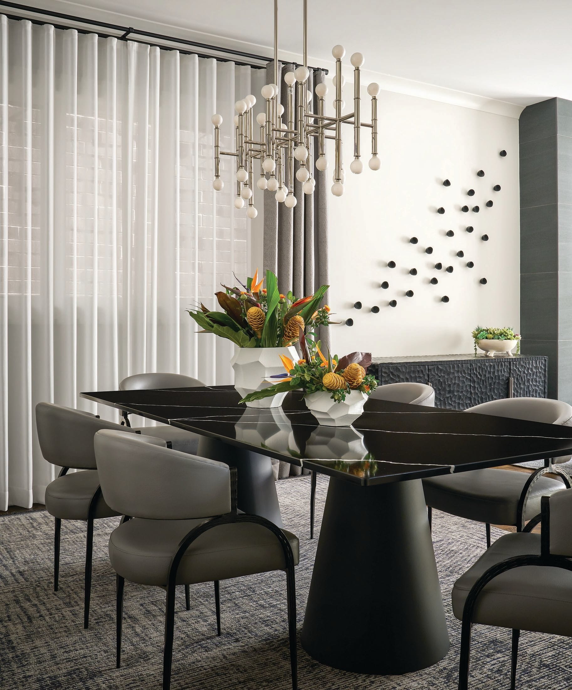 Dual Concept Design Revitalizes Old Town Family Home