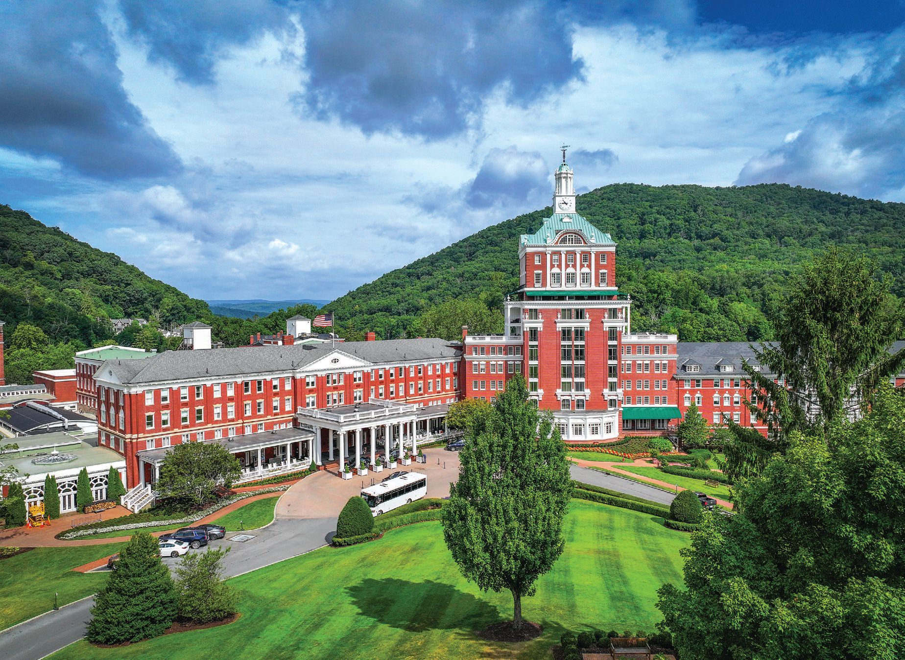 Spring Weekend Getaways from Philly: Top Picks