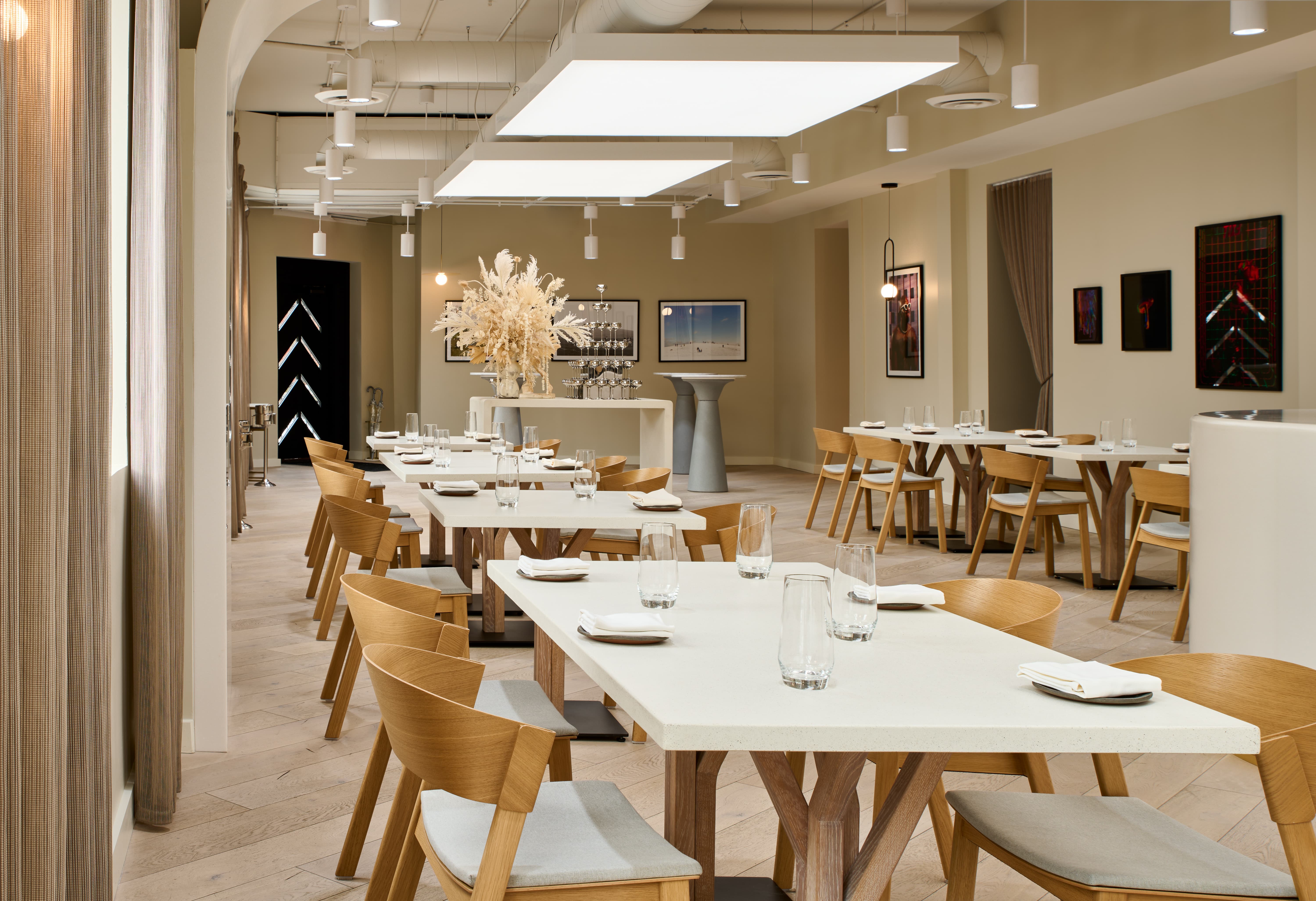 Join Esmé's 'Spring For Good' Dinner: Support Embarc Chicago