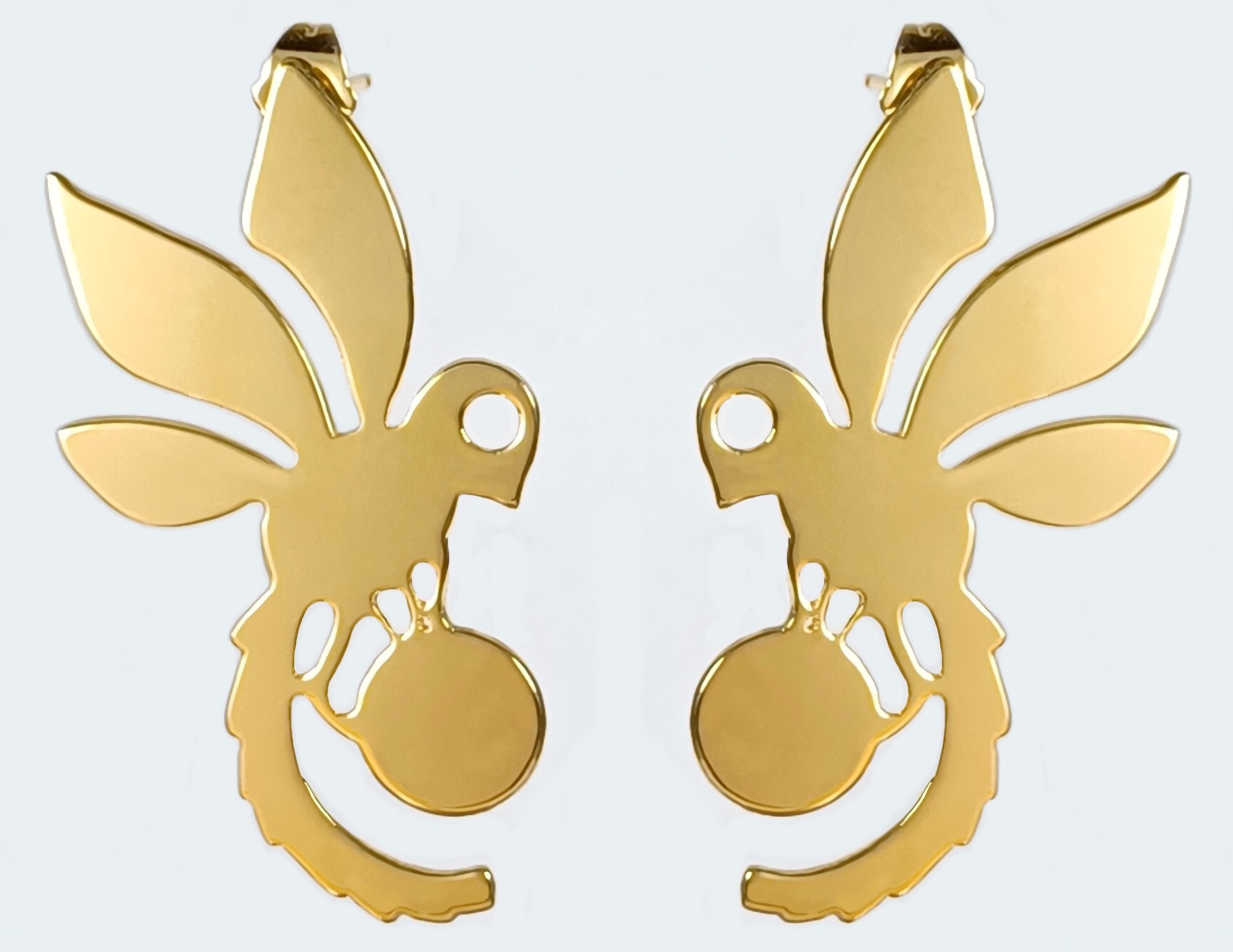 Elevate Your Summer Style with Noshi Jewelry: Ikram's Picks
