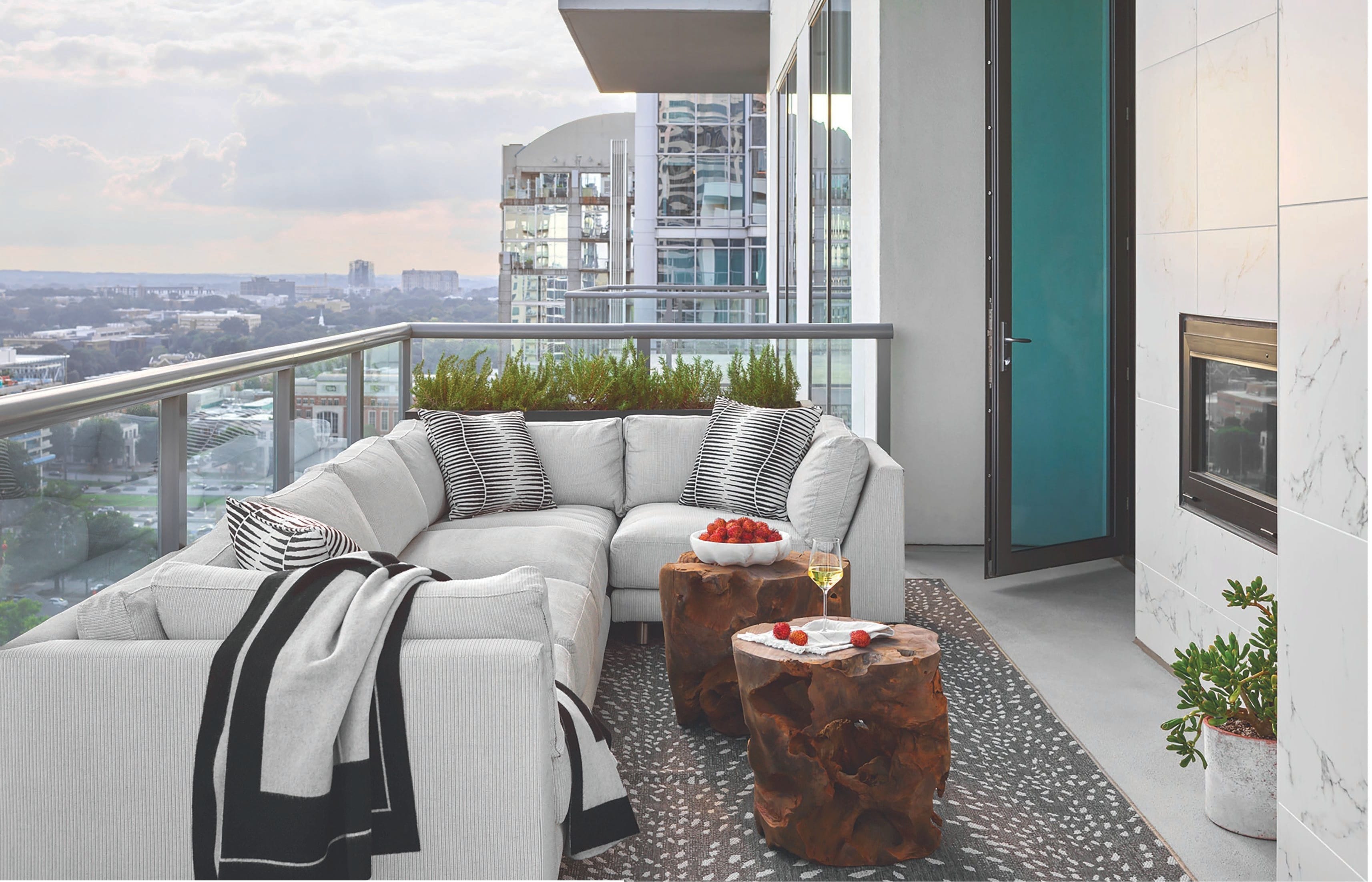 Luxurious Midtown Atlanta Penthouse Design for Families