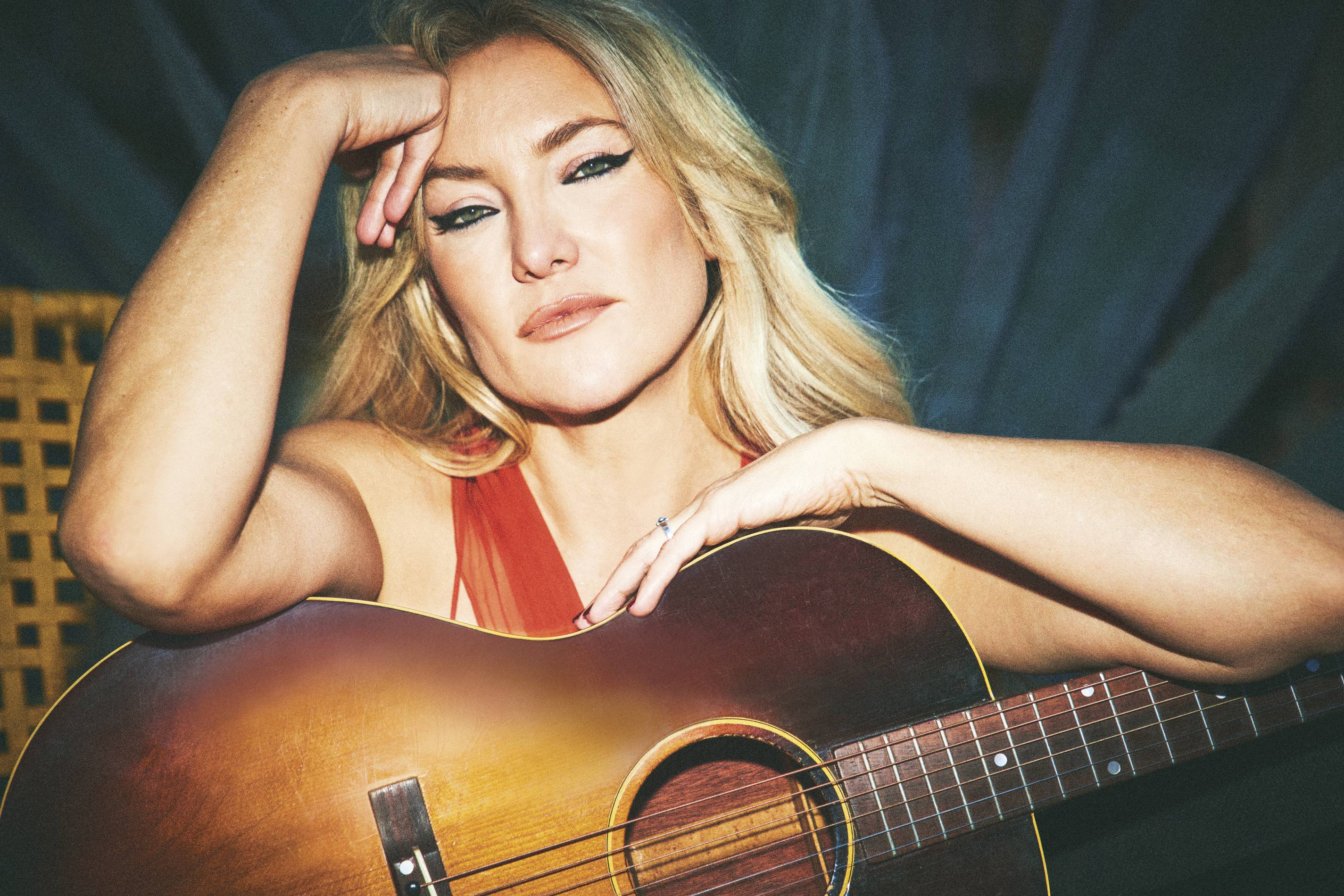 Kate Hudson's 'Glorious': Debut Album Earns Critical Acclaim