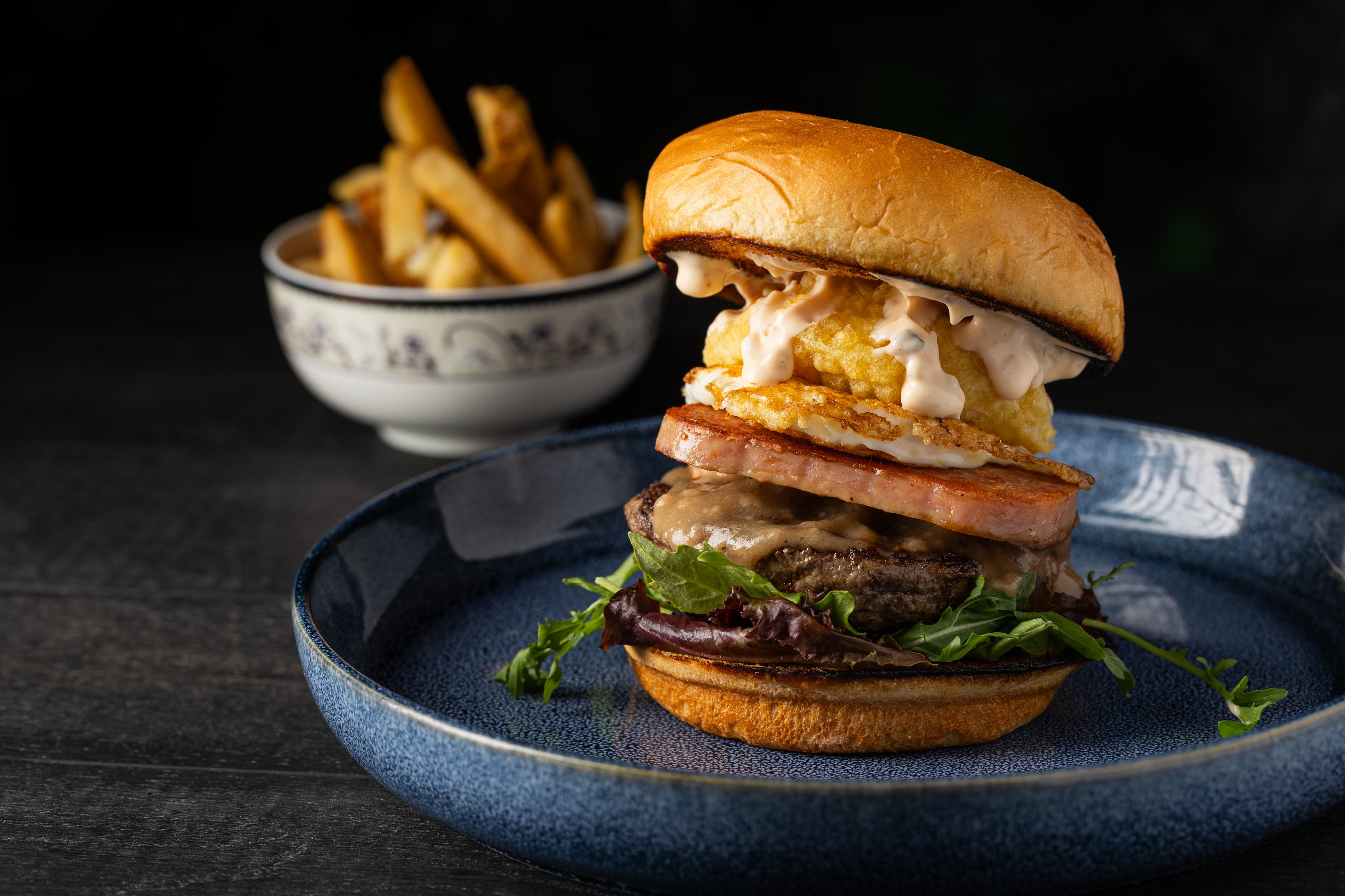 Top 10 Must-Try Burgers in Orange County - Savory Delights