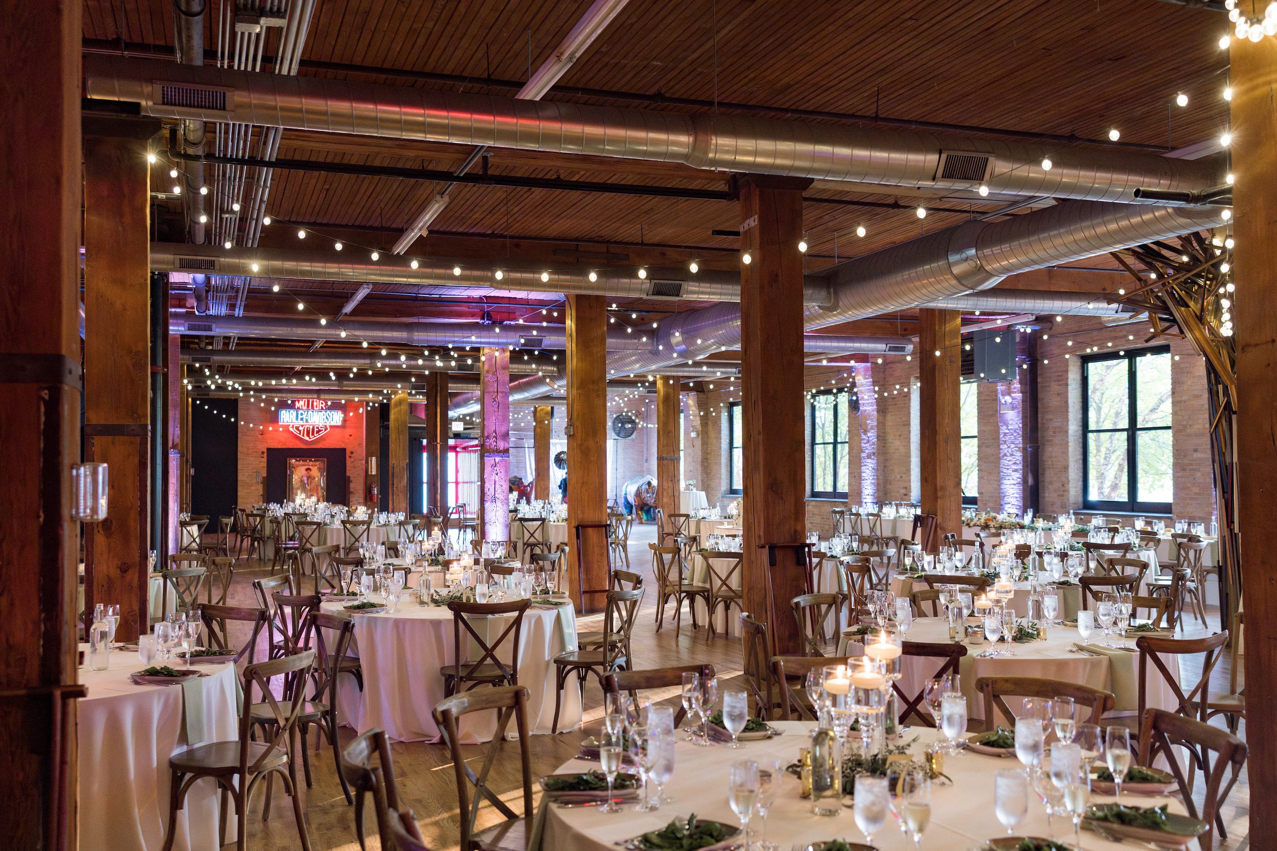 Skyline Wedding Bliss: Lacuna Lofts Chicago Venue