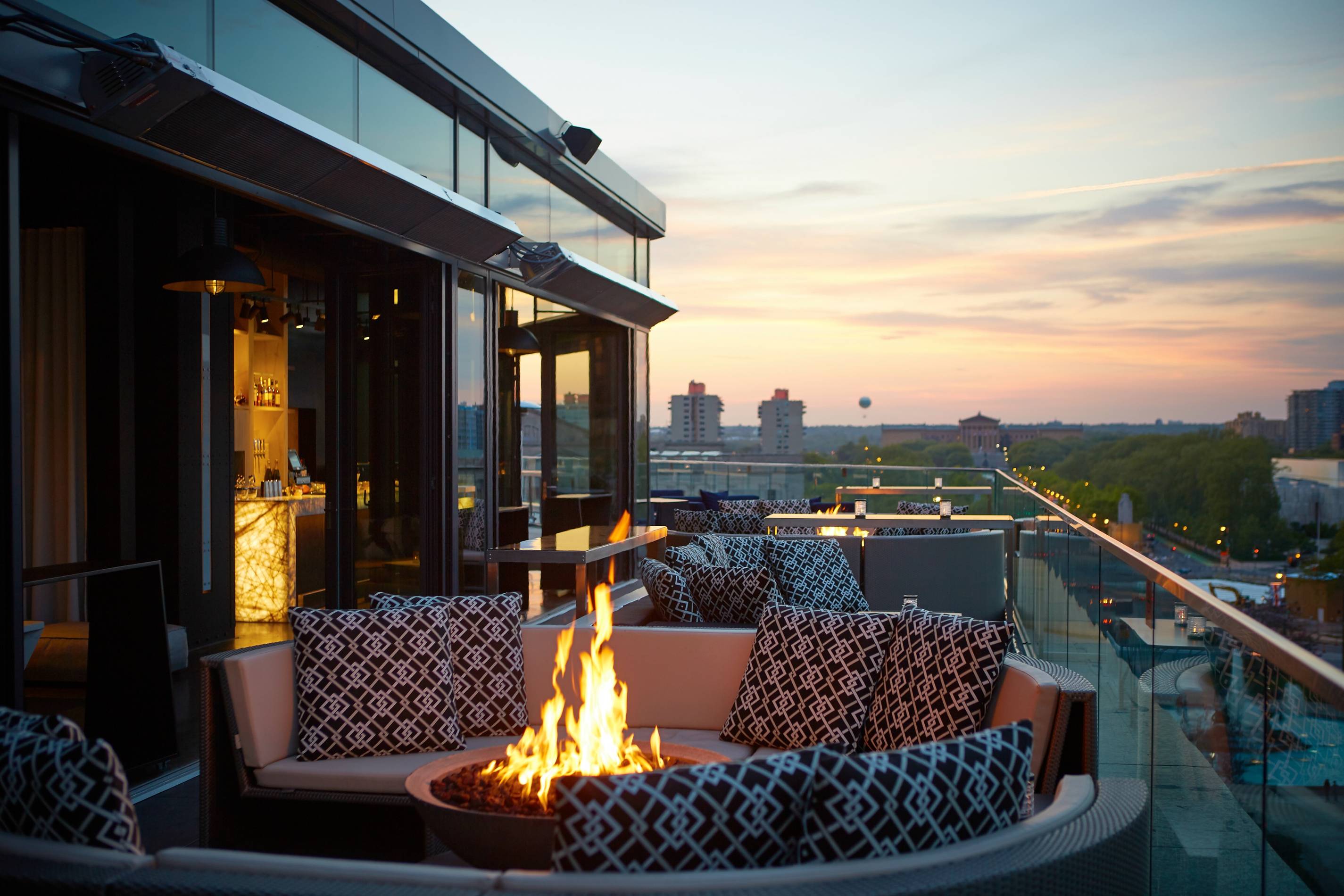 Chic Rooftop Bars and Restaurants for Alfresco Dining