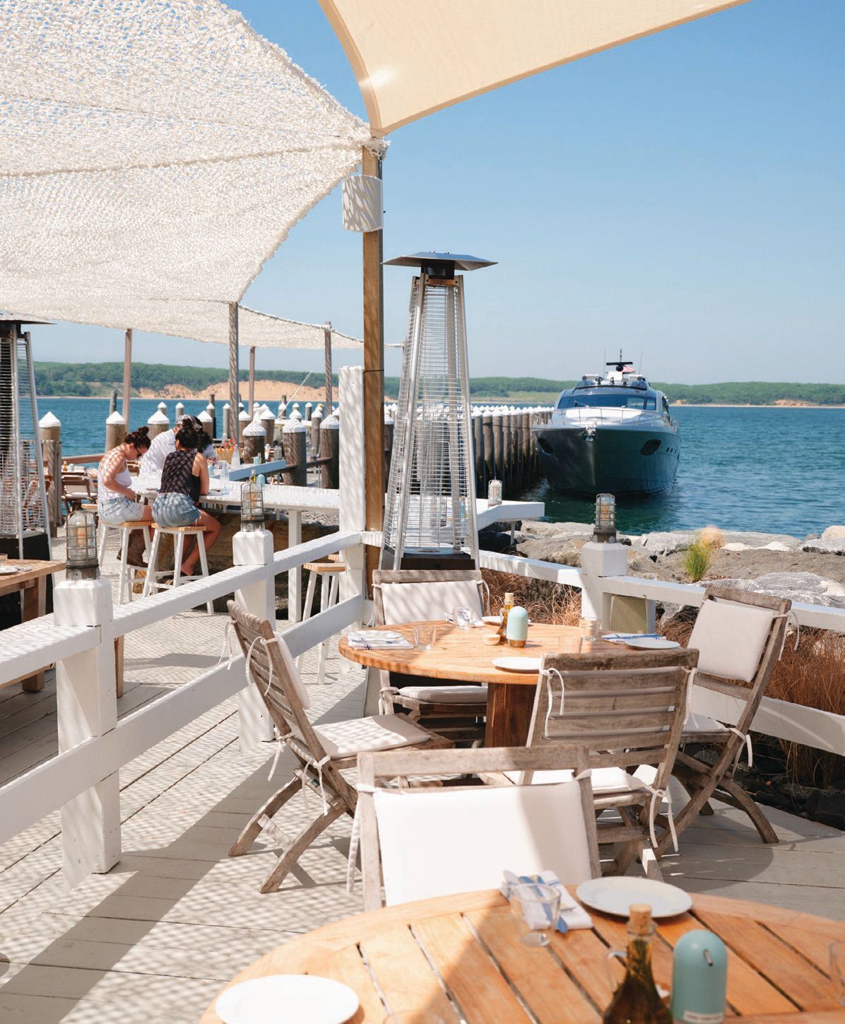 Top 15 Outdoor Dining Spots in The Hamptons for 2023